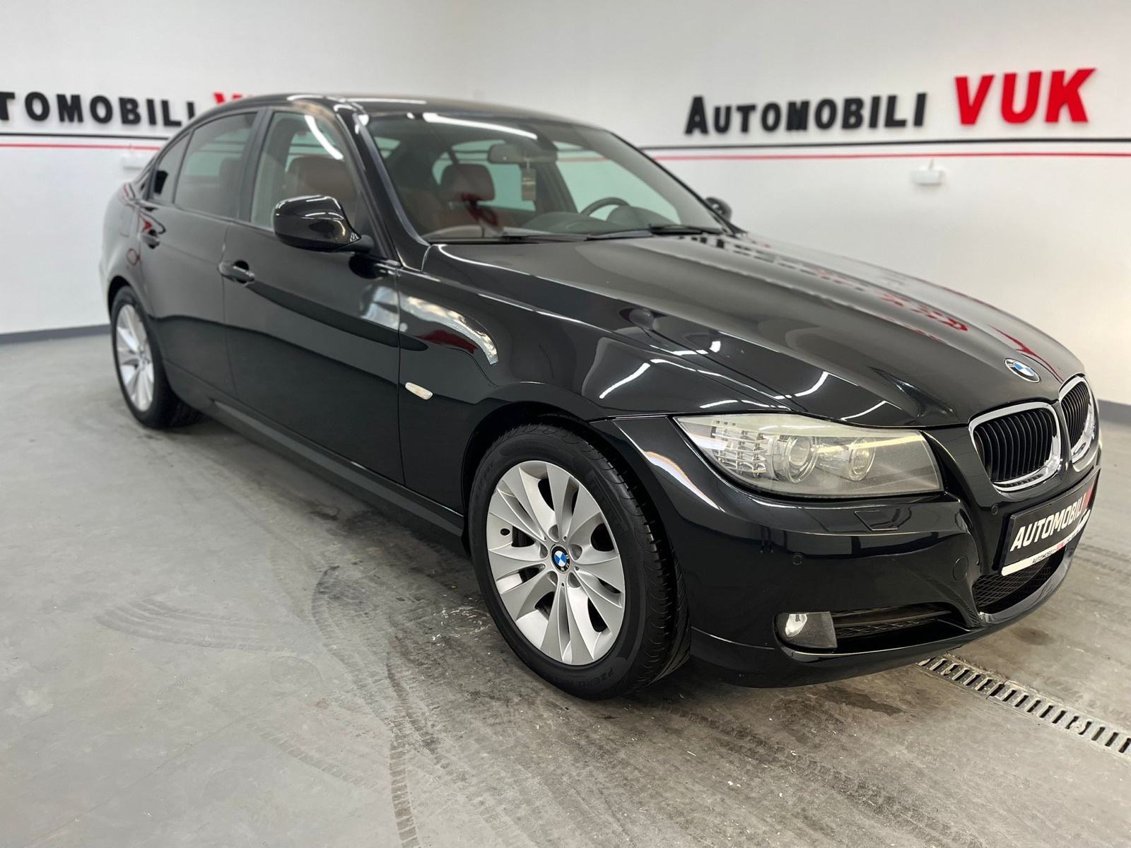 BMW serija 3 320d Xdrive - NAVI, koža, 2xpdc, grij. sj., bi-xenon, alu, 2011 god.