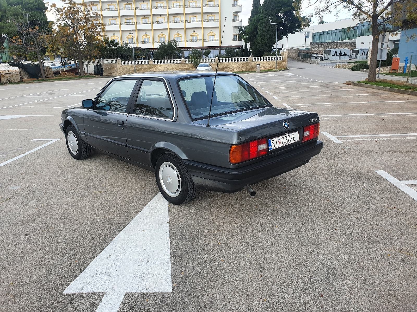 BMW 316i, E30 KOCKICA, 1988.GOD.REG.MAX SAČUVAN, 2008 god.