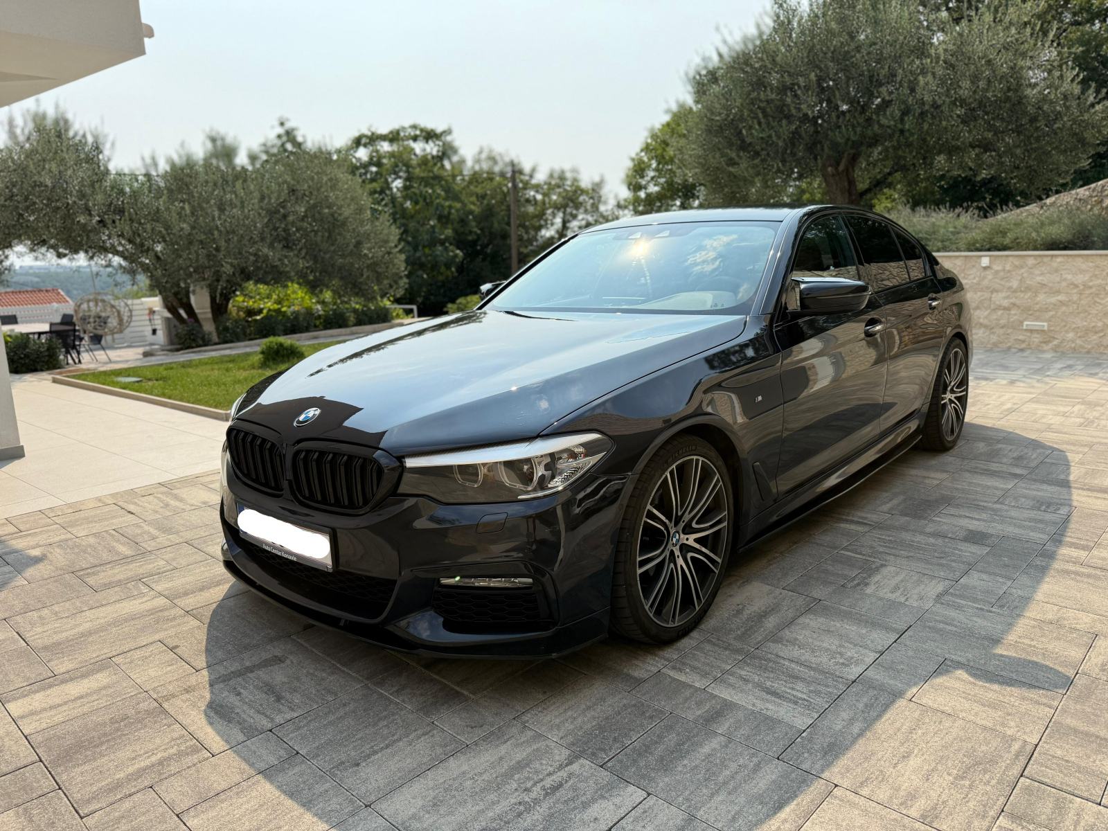 BMW 530 G30 xDrive * 310ks *, 2017 god.