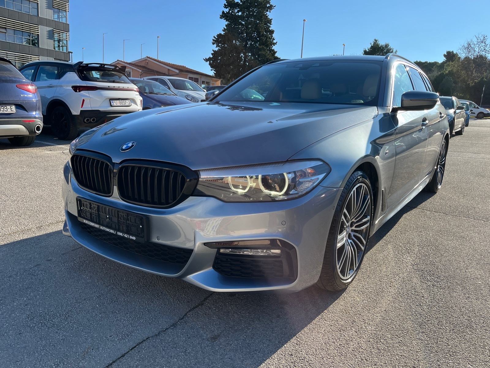 BMW serija 5 Touring 520d M PAKET, 2017 god.