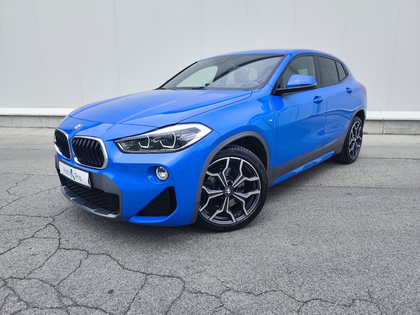 BMW X2 AUTOMATIK, HuD, M-PAKET, GR.SJEDALA, U PDV-U, 190KS, 2020 god.