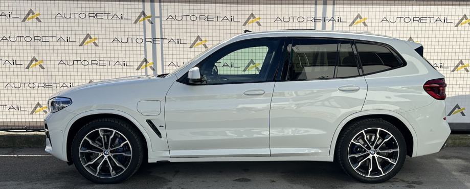 BMW X3 30e xDRIVE M - SPORT LED PANORAMA HUD KAMERA ALU 20 REGISTRIRAN ...