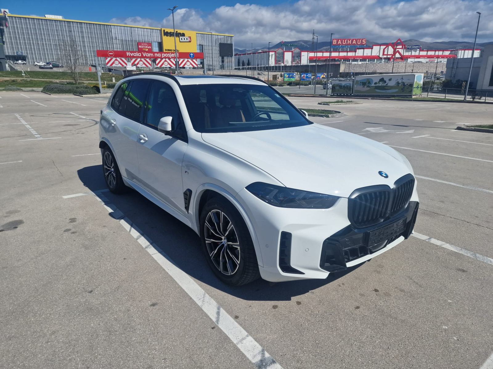 BMW X5 xDrive30d 3XSPORT, 2024 god.