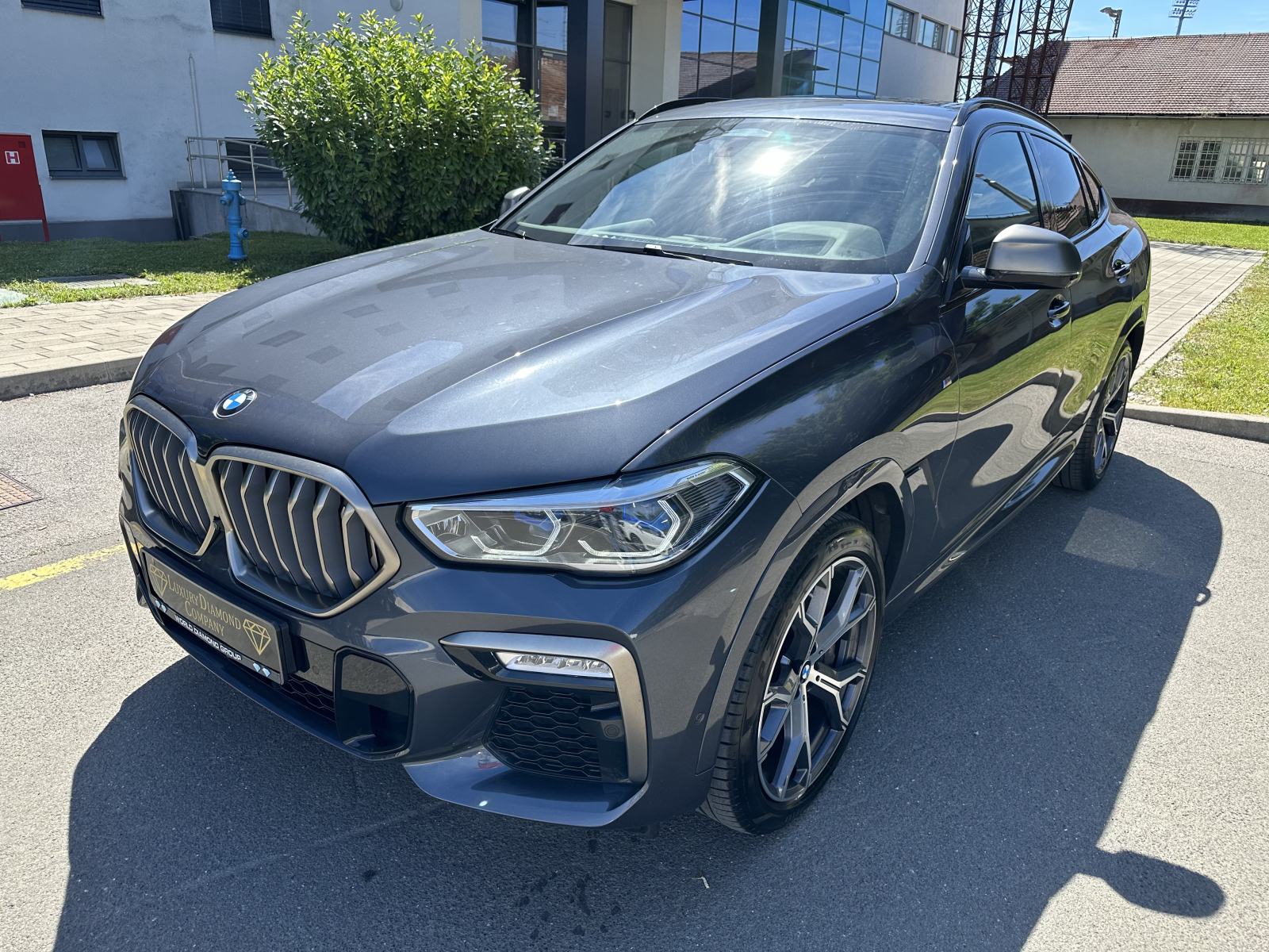 BMW X6 M50 d** 2020 GOD** TV** LASER** PANORAMA** TOP STANJE**, 2020 god.