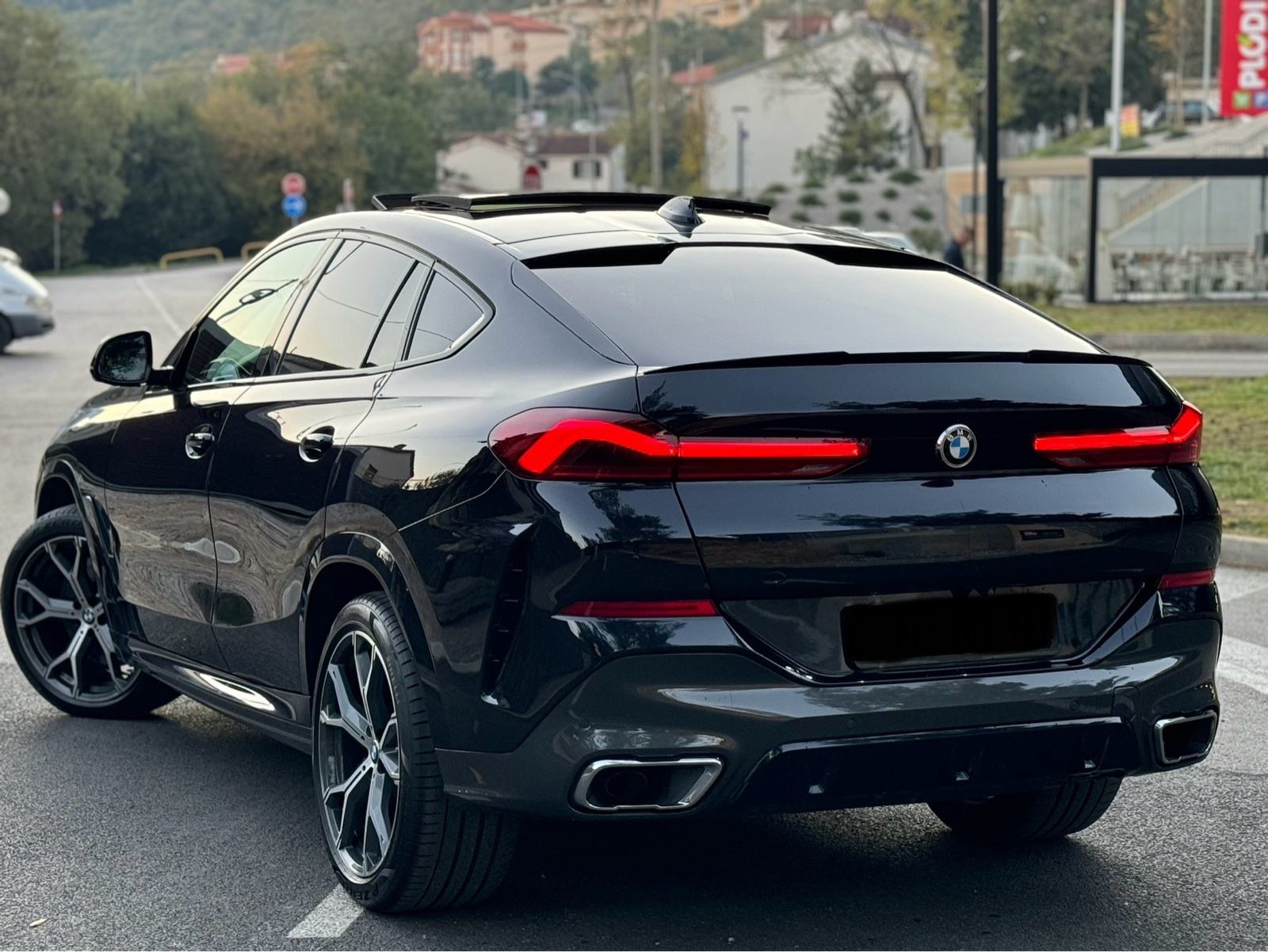 BMW X6 xDrive 3.0d F1 M Paket Panorama,HarmanKardon,Led Ambient,21”!!!, 2020 god.