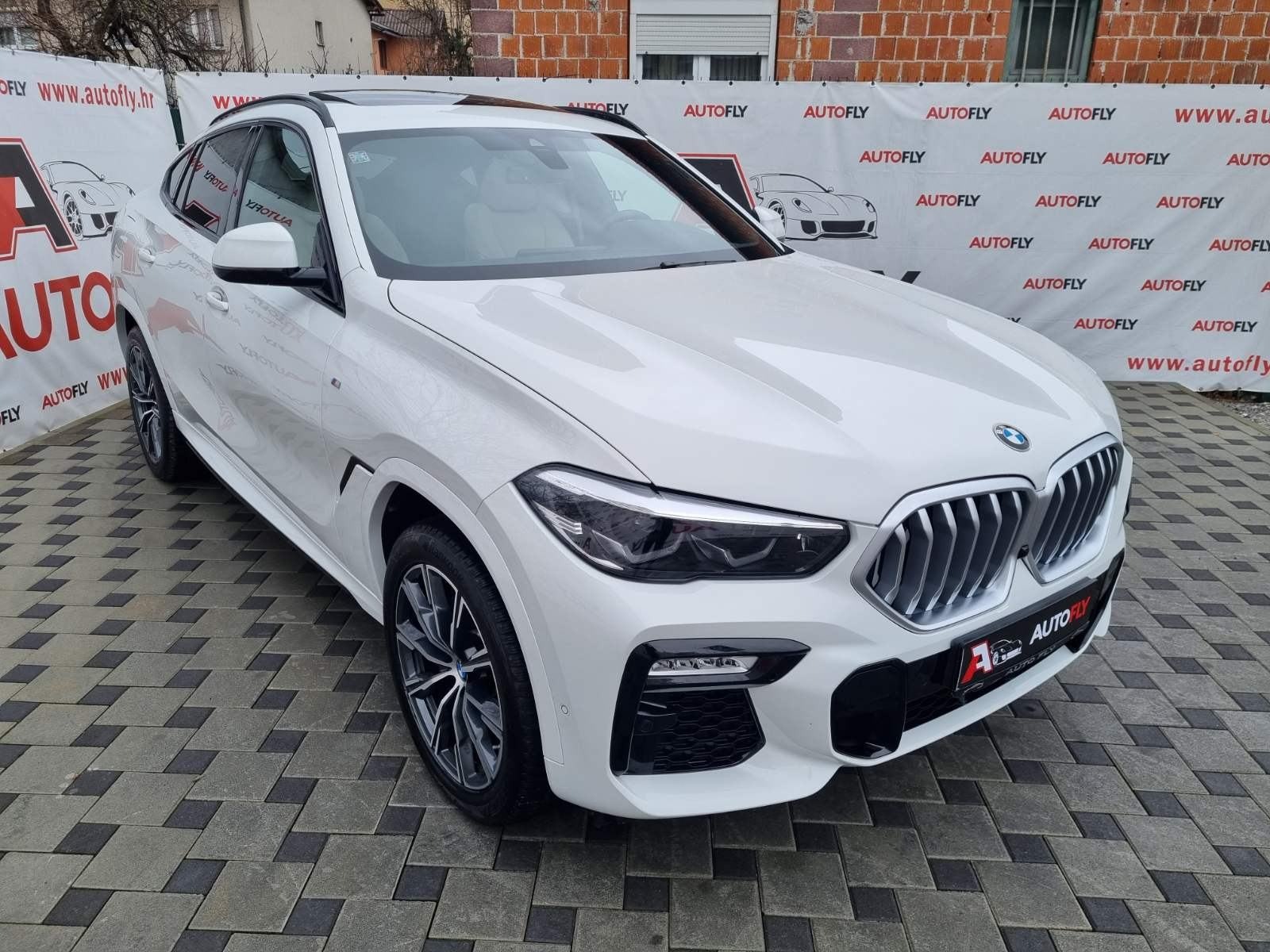 BMW X6 xDrive 3.0d M-paket, Panorama, Kamera, Led, Digitalni sat, 20, 2021 god.