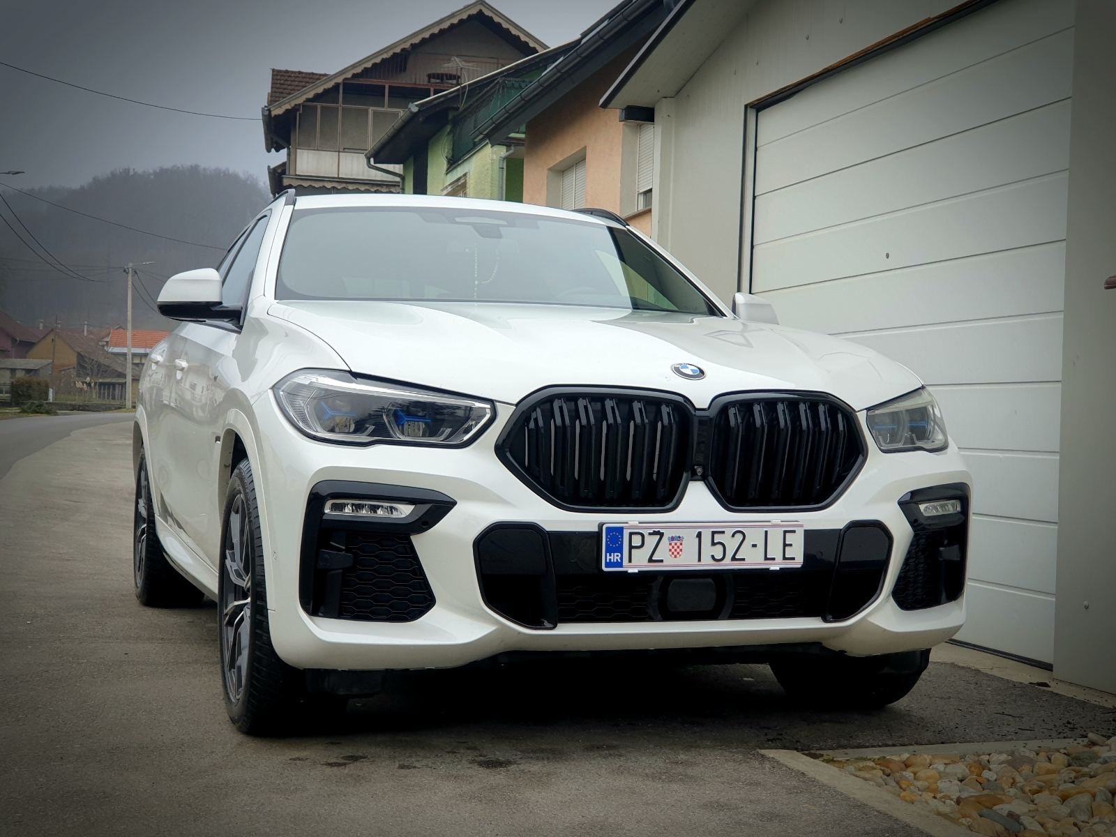 BMW X6 xDrive30d, 2021 god.
