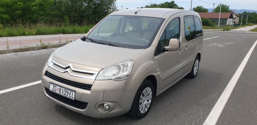 Citroën Berlingo 1,6 HDi, 2011 god, 1. Ruka, 199000 km, Reg do 9/2020 ...
