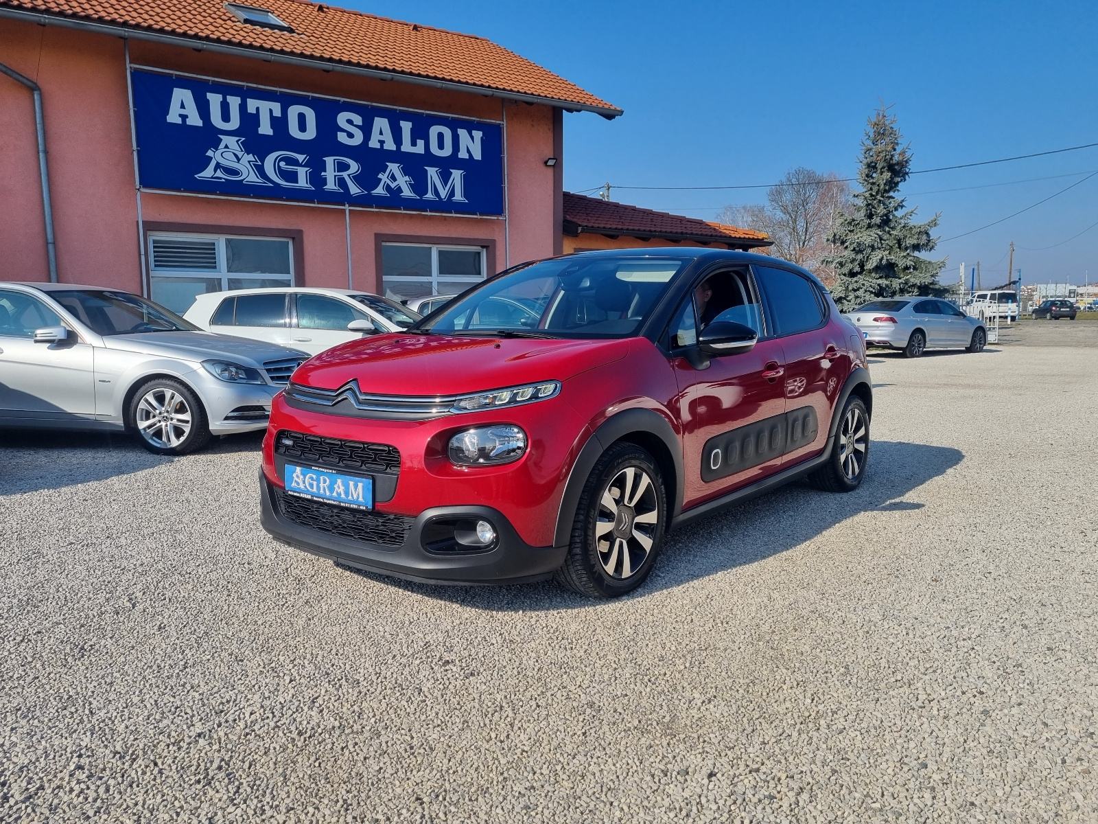 Citroën C3 1,2 PureTech*PRVI VLASNIK*SHINE*NAVI*START STOP*LED*PDC*ALU ...