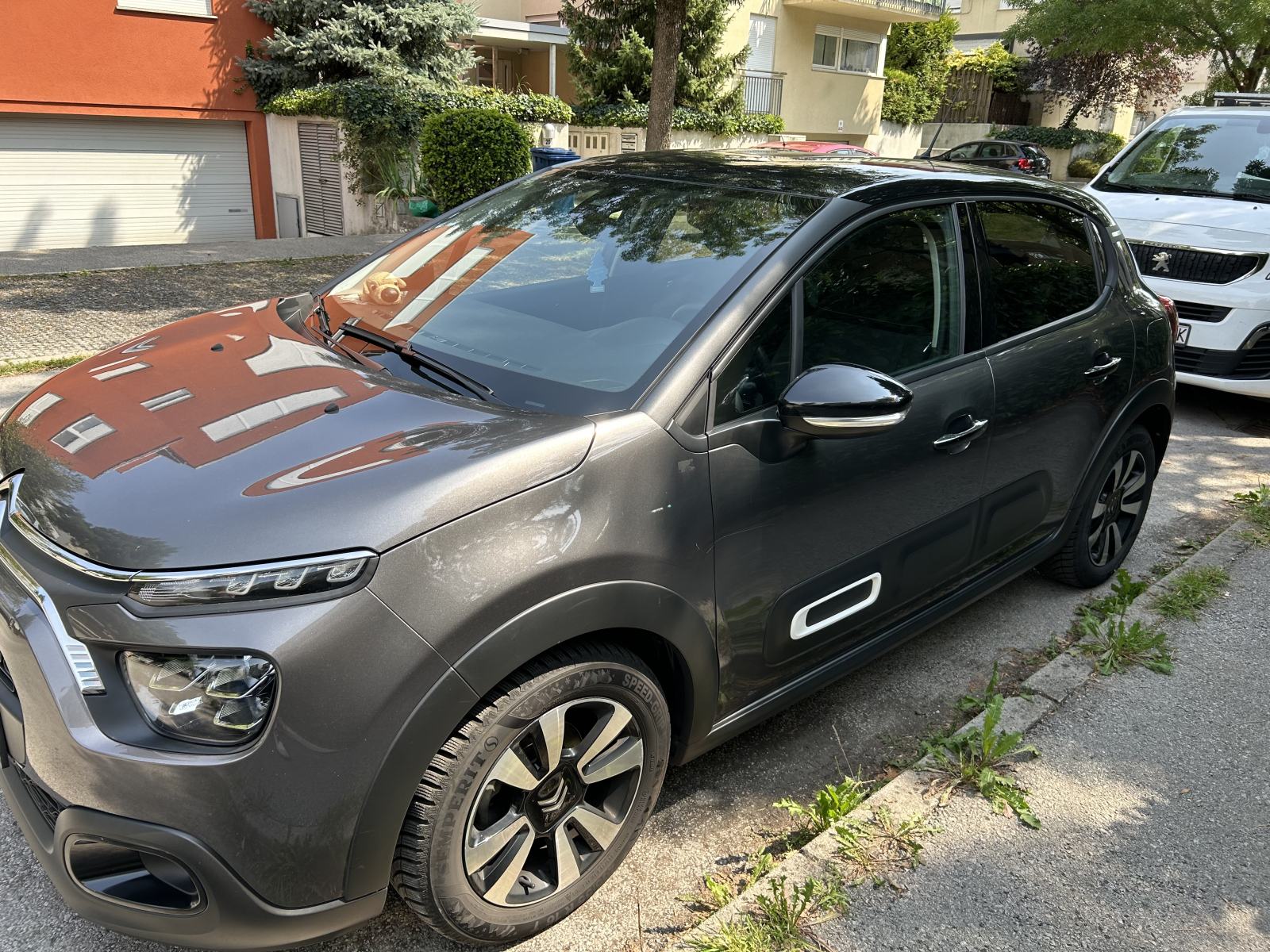 Citroën C3 1,2 PureTech Shine, 2021 god.