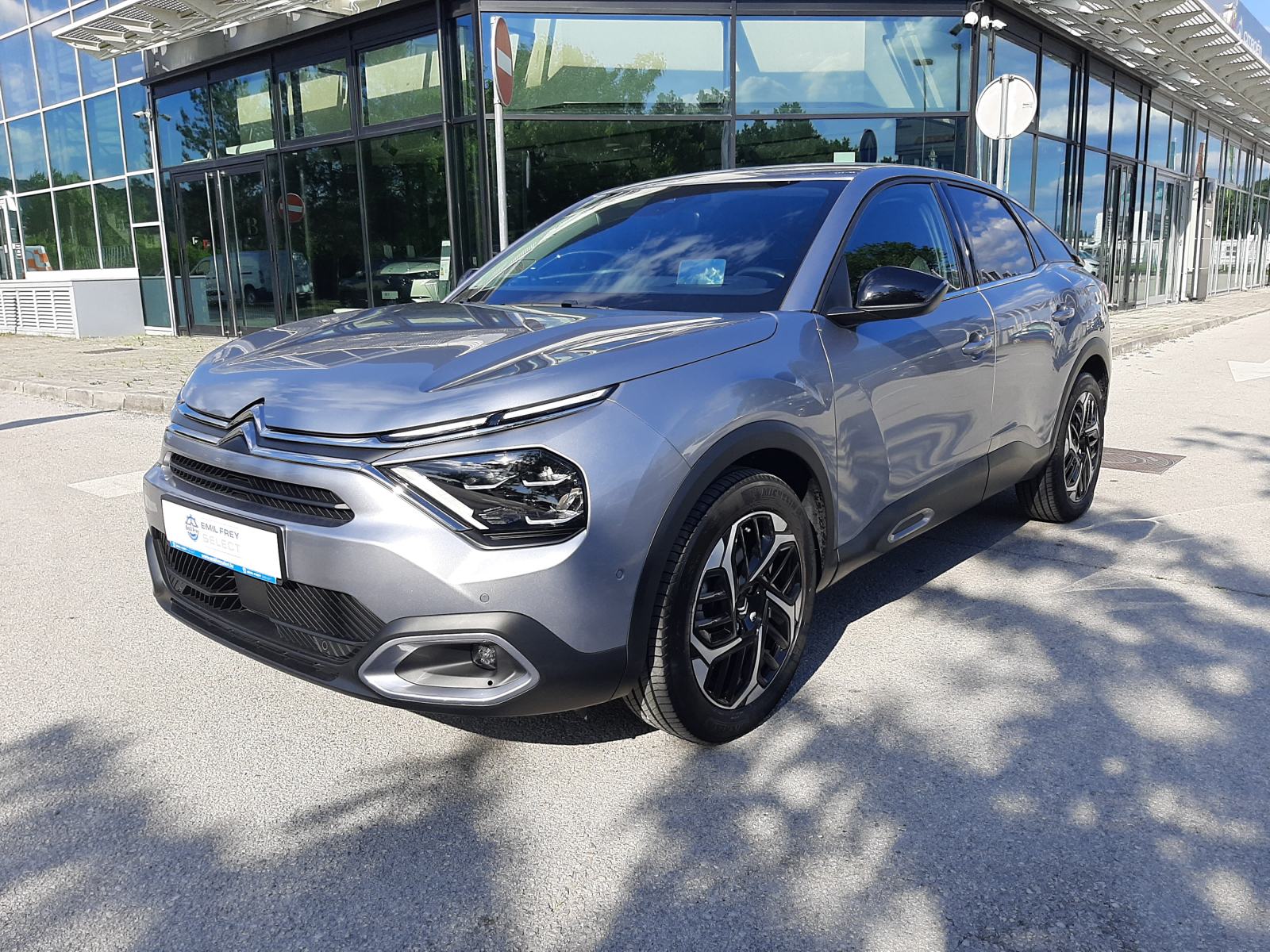 Citroën C4 MAX PureTech 130 EAT8, 2024 god.