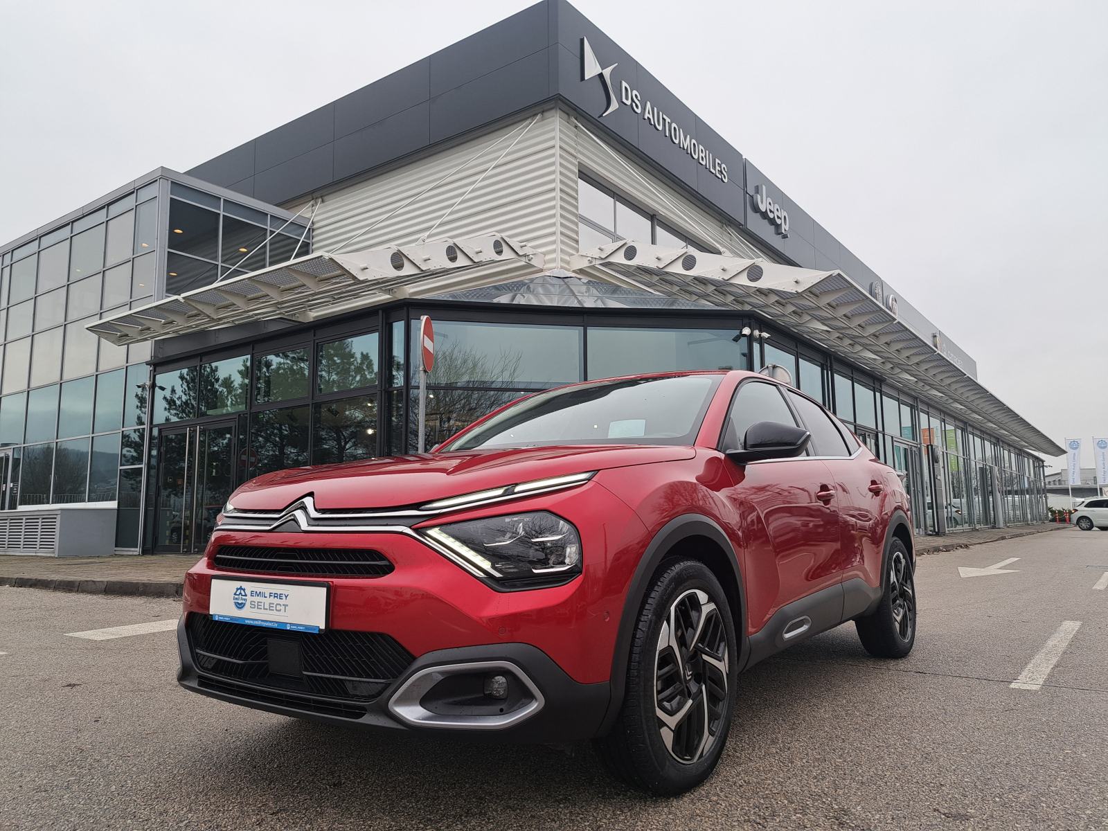 Citroën C4 X MAX PureTech 130 EAT8, 2024 god.