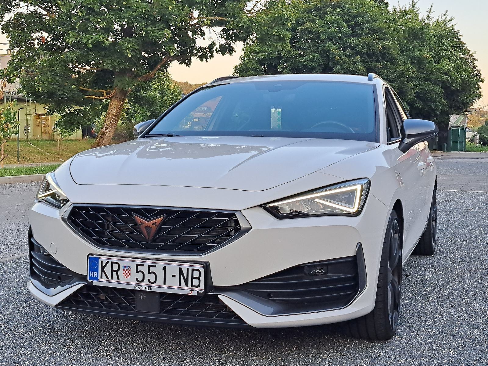 Cupra Leon VZ Sportstourer, Plug-in hybrid 245 kS, 2021 god.