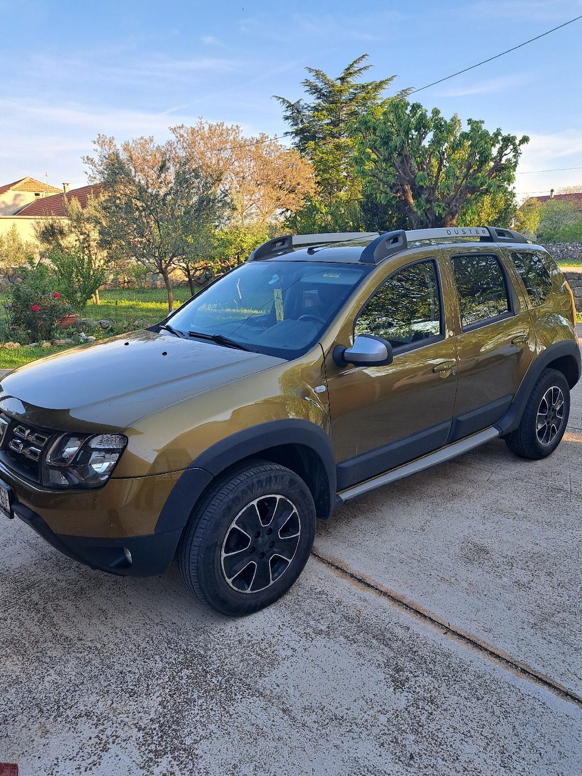 Dacia Duster 4×4 Urban explorer 1,5 dCi 110, 2016 god.