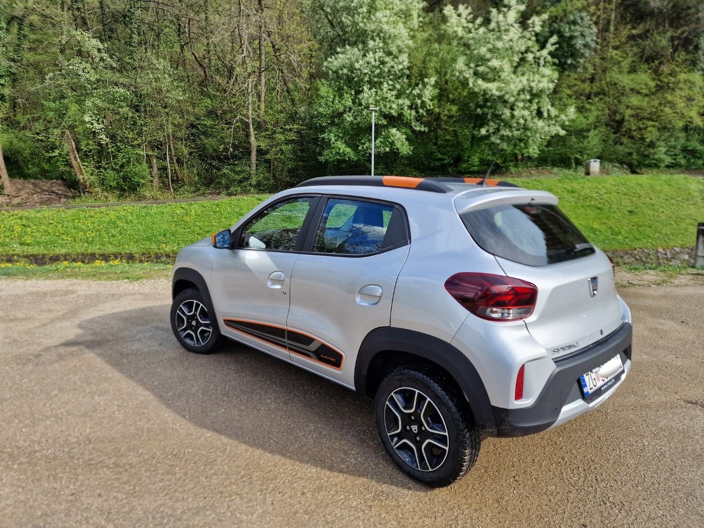 Dacia Spring Comfort Plus Electric 45, 2021 god.