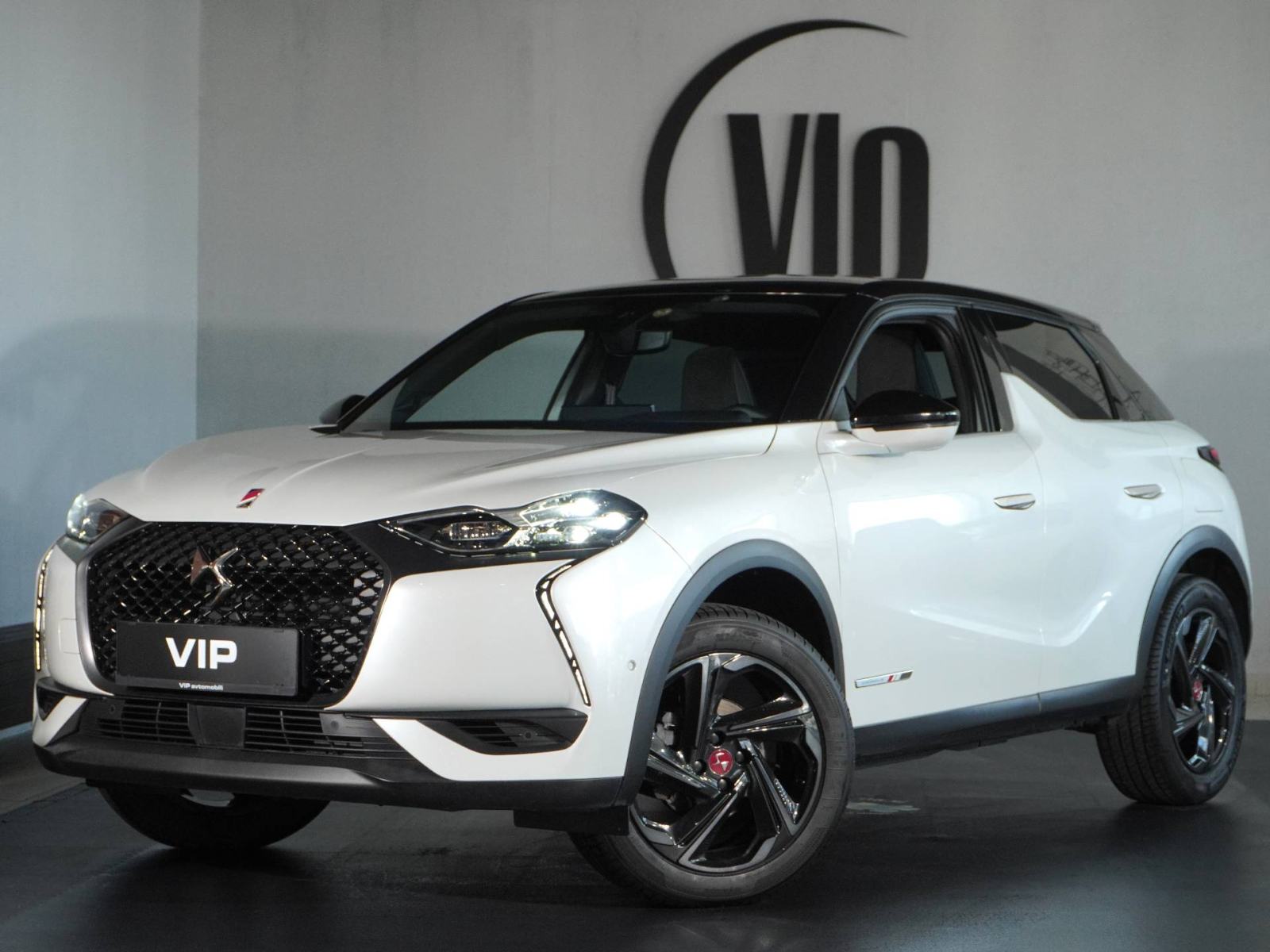 DS Automobiles DS 3 Crossback DS 3 Crossback 1,2L PureTech 100 BVM6 PE ...