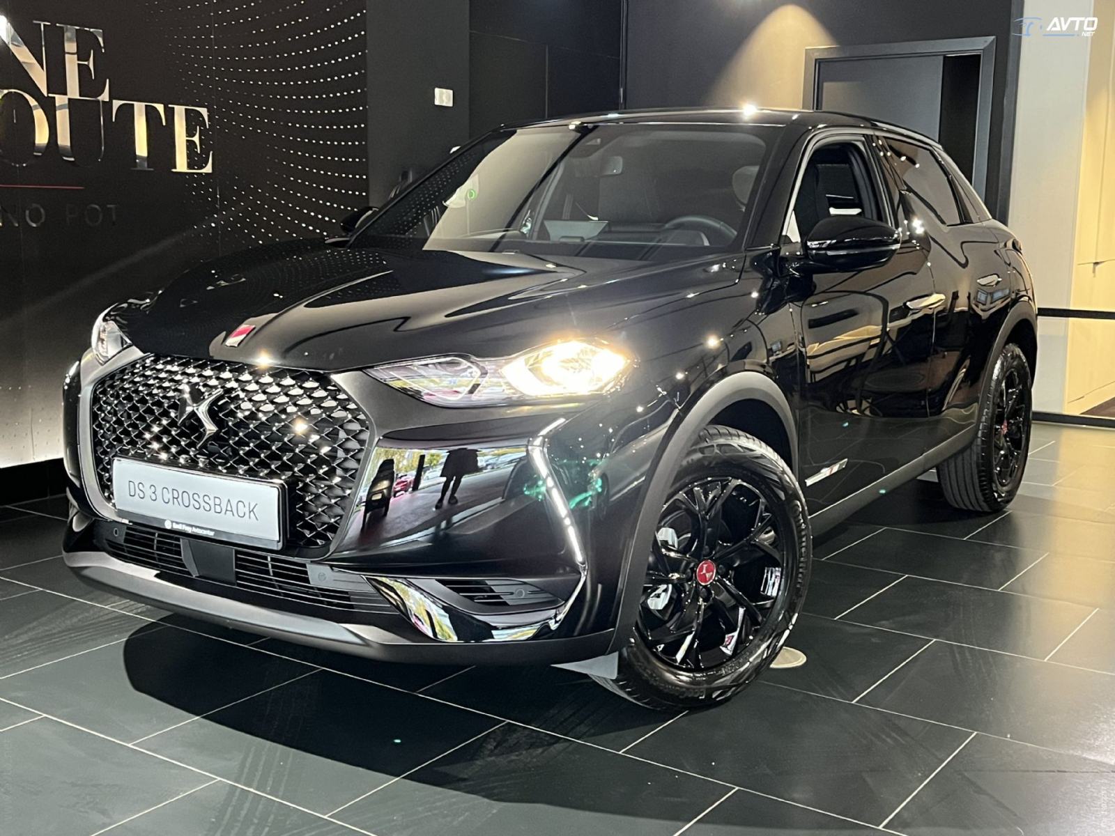 DS Automobiles DS3 Crossback performance line 1.2 puretech 100 BVM6 ...