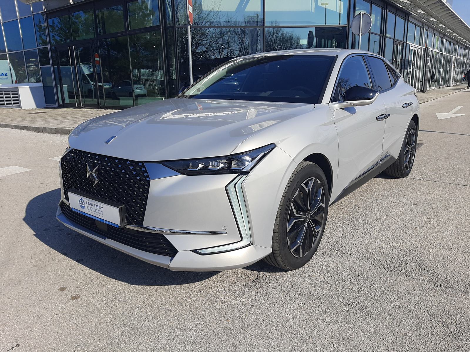 DS Automobiles DS4 RIVOLI 1.2 PureTech 130 EAT8 automatik, 2024 god.