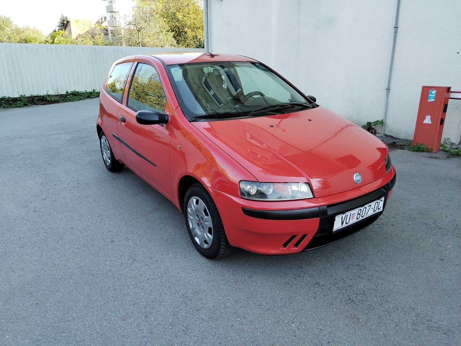 Fiat Punto 1.2i, veliki+mali servis, reg.06/2024, odlično stanje!, 2003 ...