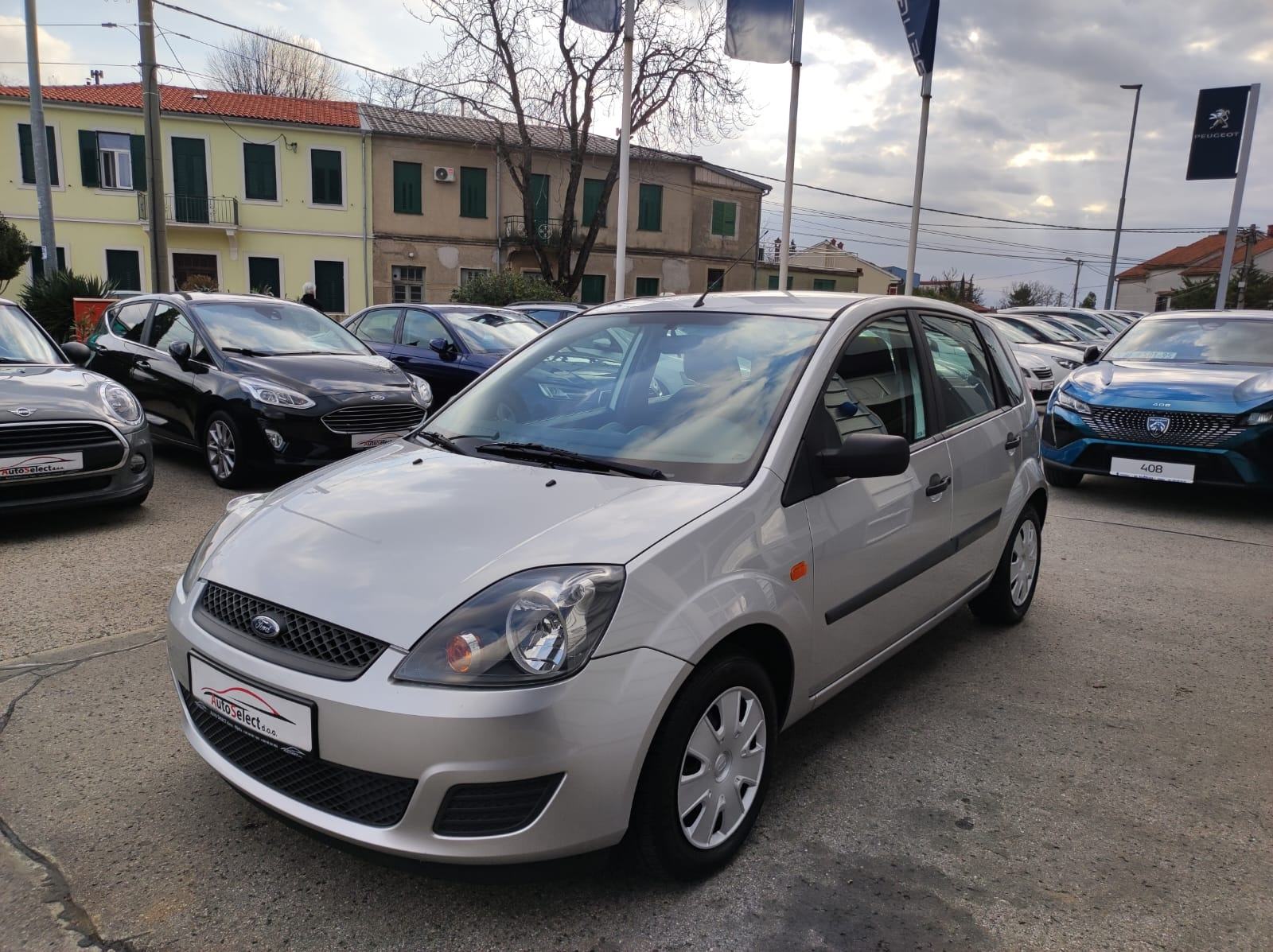 Ford Fiesta 1.2 - KLIMA - KOMPLETNA SERVISNA - REG 1 GOD !, 2007 god.