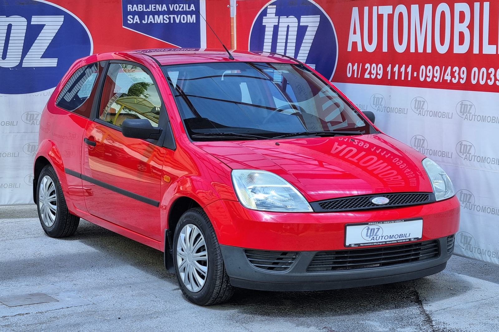 Stilvolle Automatik Ford Fiesta Fotos