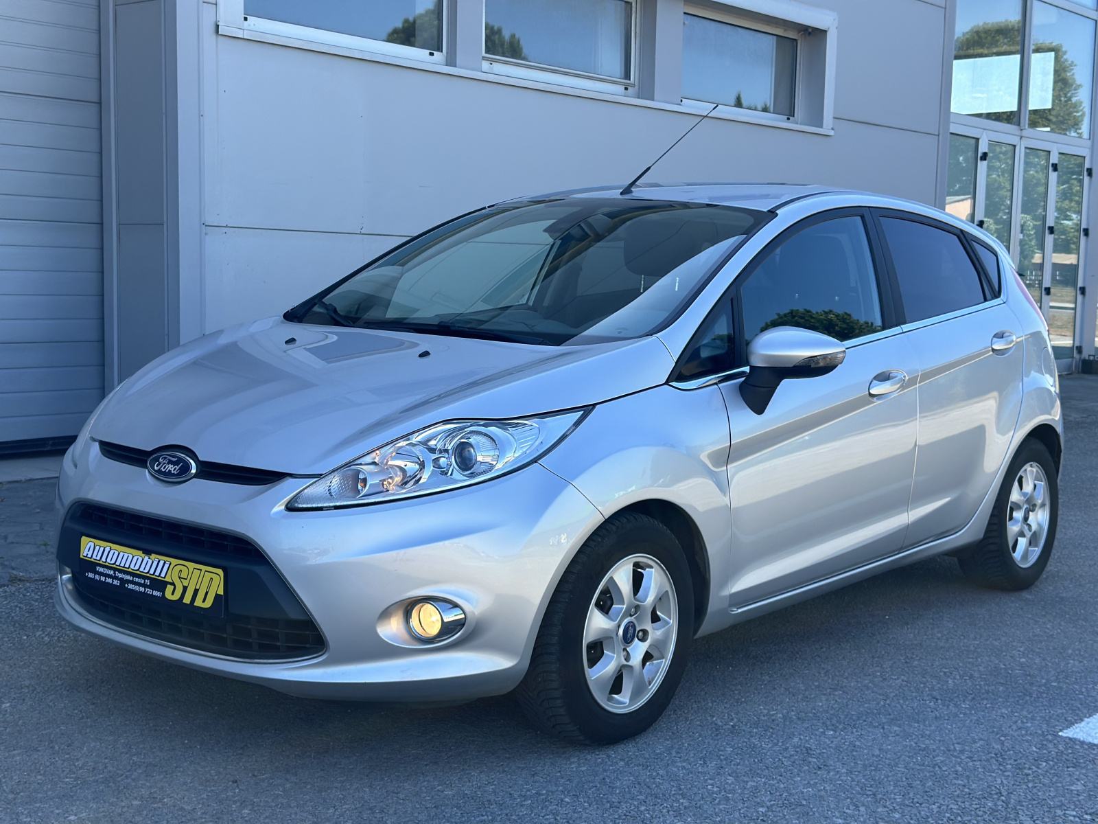 Ford Fiesta 1,6 TDCi * 70 KW*VELIKI SERVIS*, 2011 god.