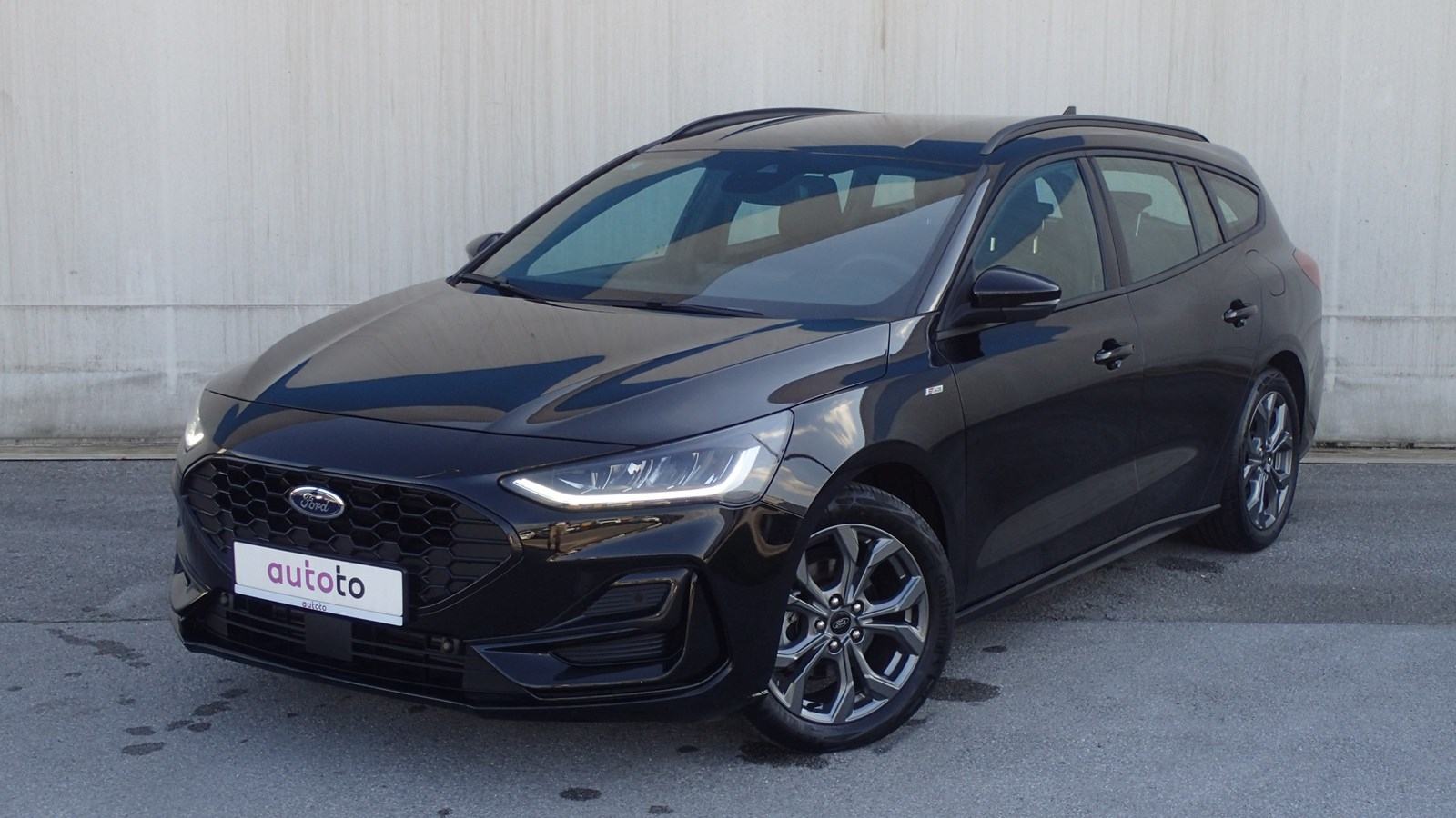 Ford Focus Karavan 1.0 Ecoboost ST-line, 23.500,00 €, 2023 god.