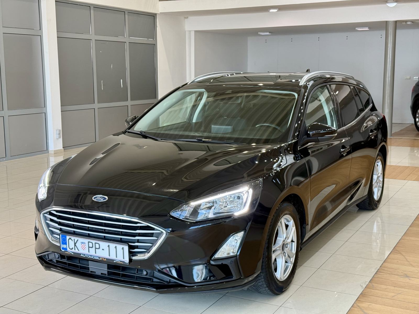 Ford Focus Karavan 1,5 TDCi | FULL LED | KAMERA | NAVI | MODE | LANE ...