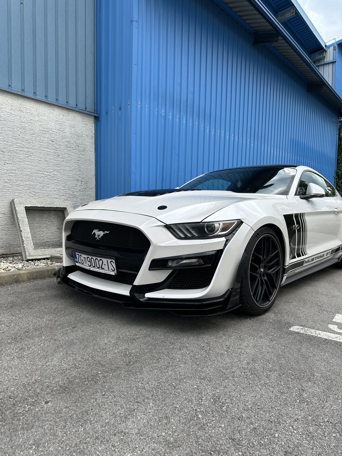 Ford Mustang 5,0 Ti-VCT V8, 2017 god.