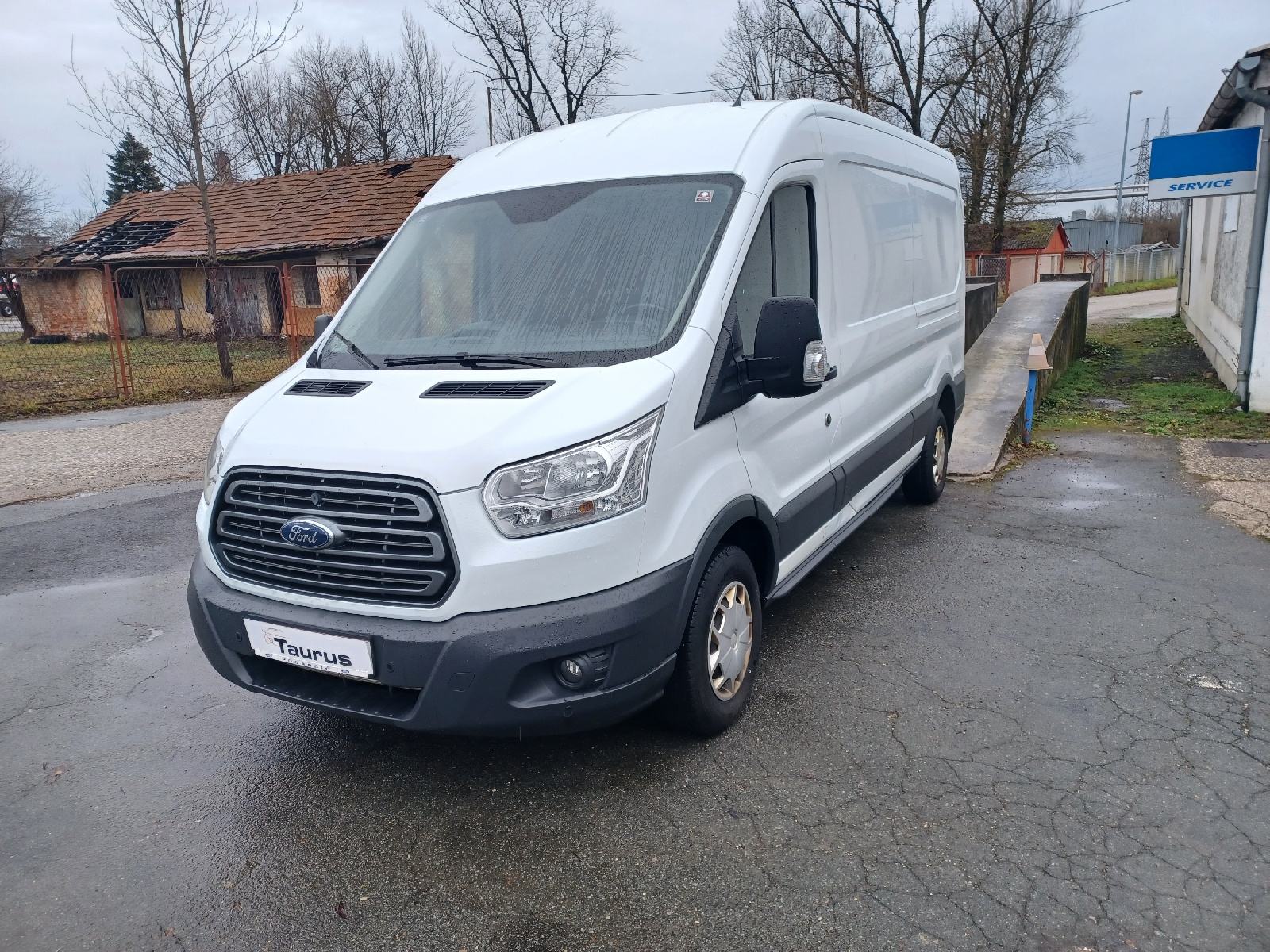 Ford Transit L2 H3 2,0 TDCi reg 6/2024.KLIMA PDV U CIJENI HR AUTO, 2019 ...