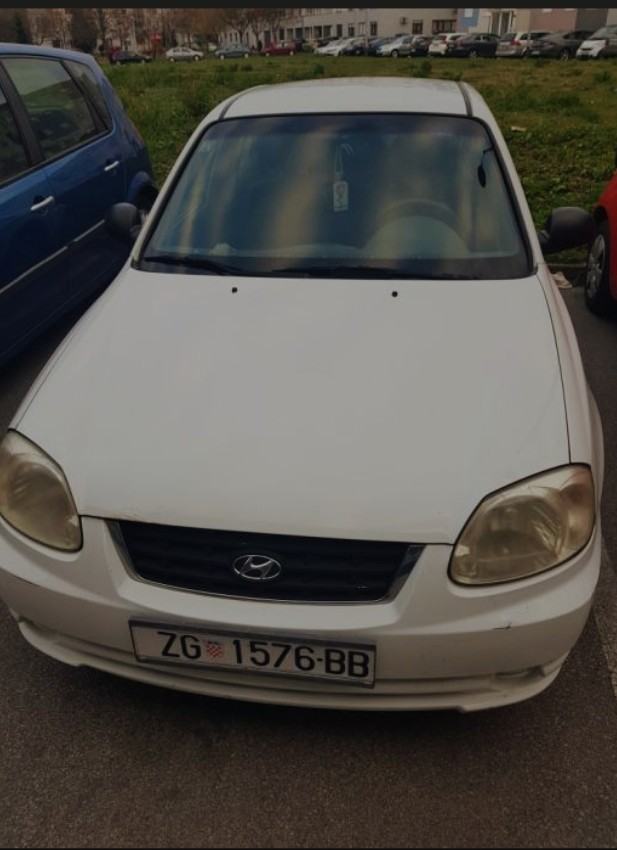 Hyundai Accent 1,3 GL iz 2004. god., 2004 god.
