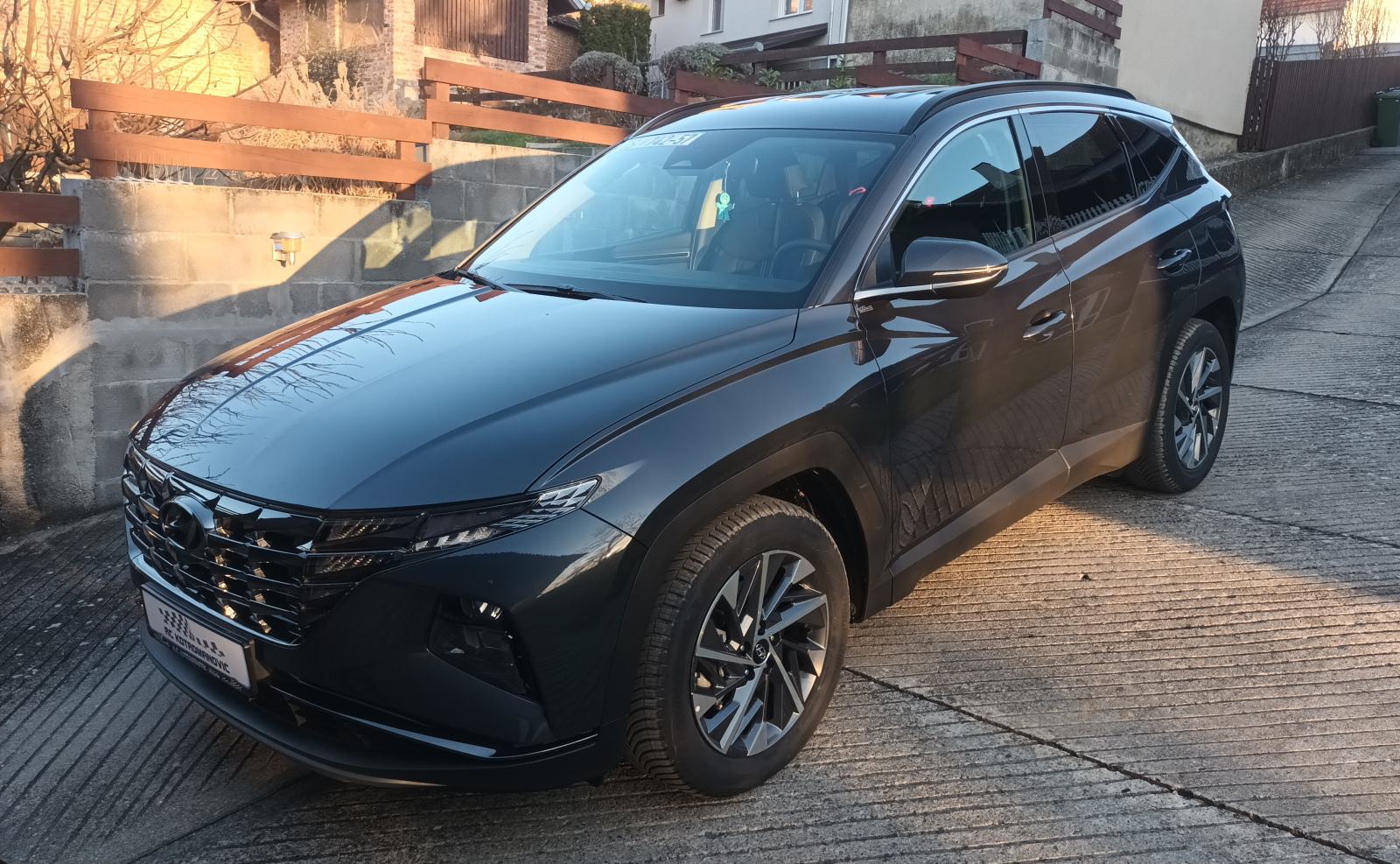 Hyundai Tucson 18.650 km 《 REZERVIRANO 》, 2023 god.