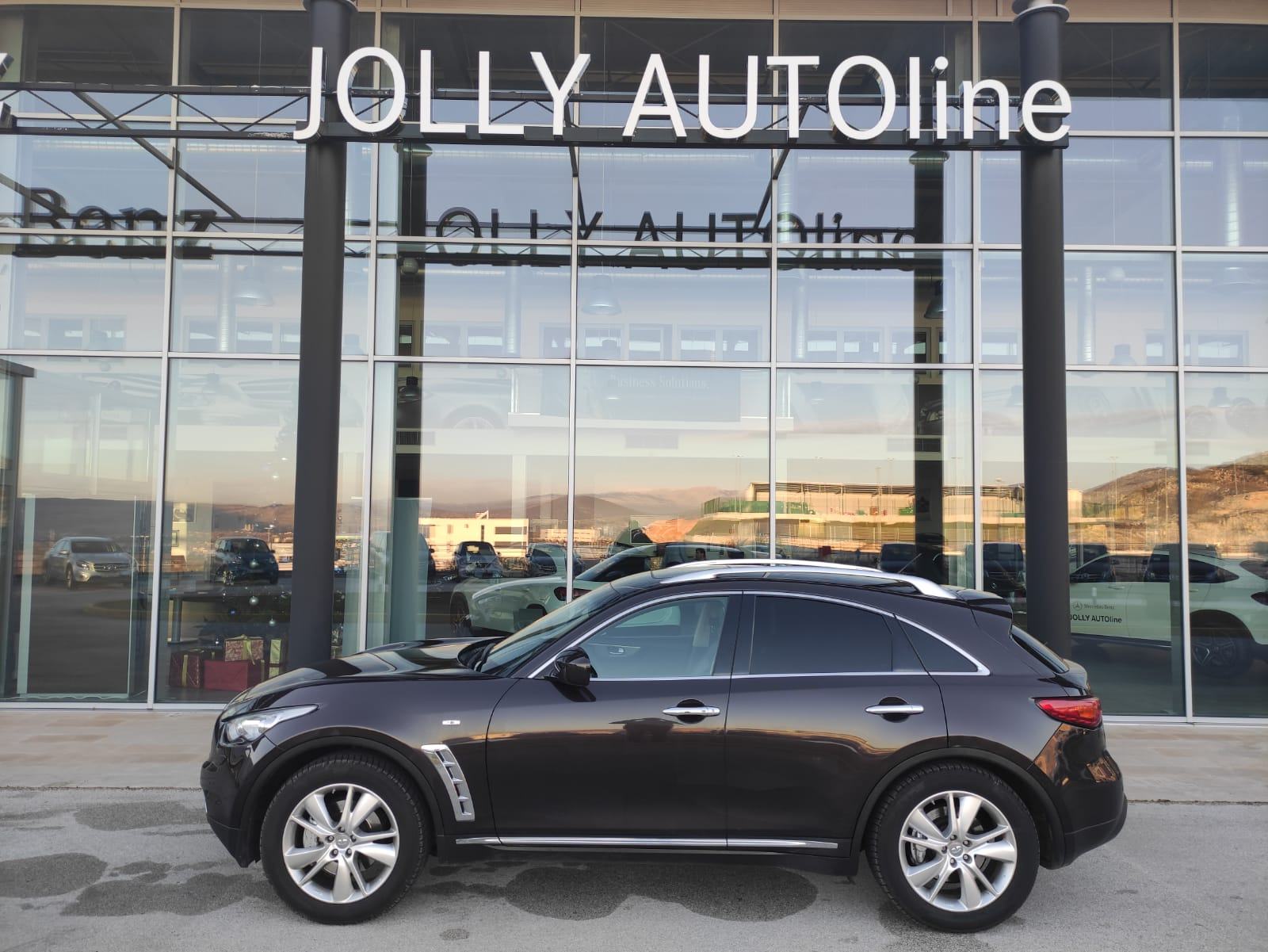 Infiniti FX30 30d, 2014 god.
