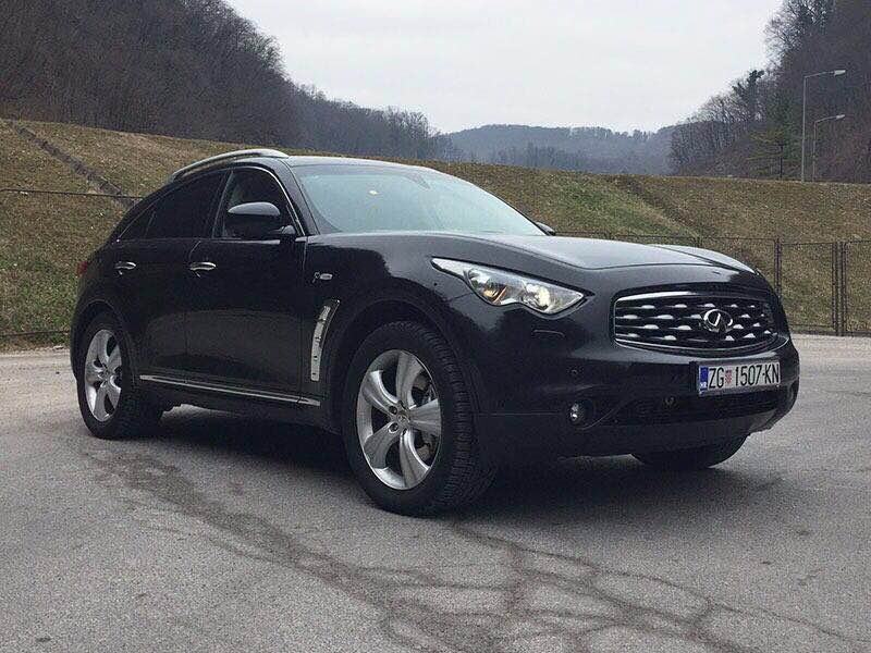 Infiniti FX30 d automatik, 2011 god.