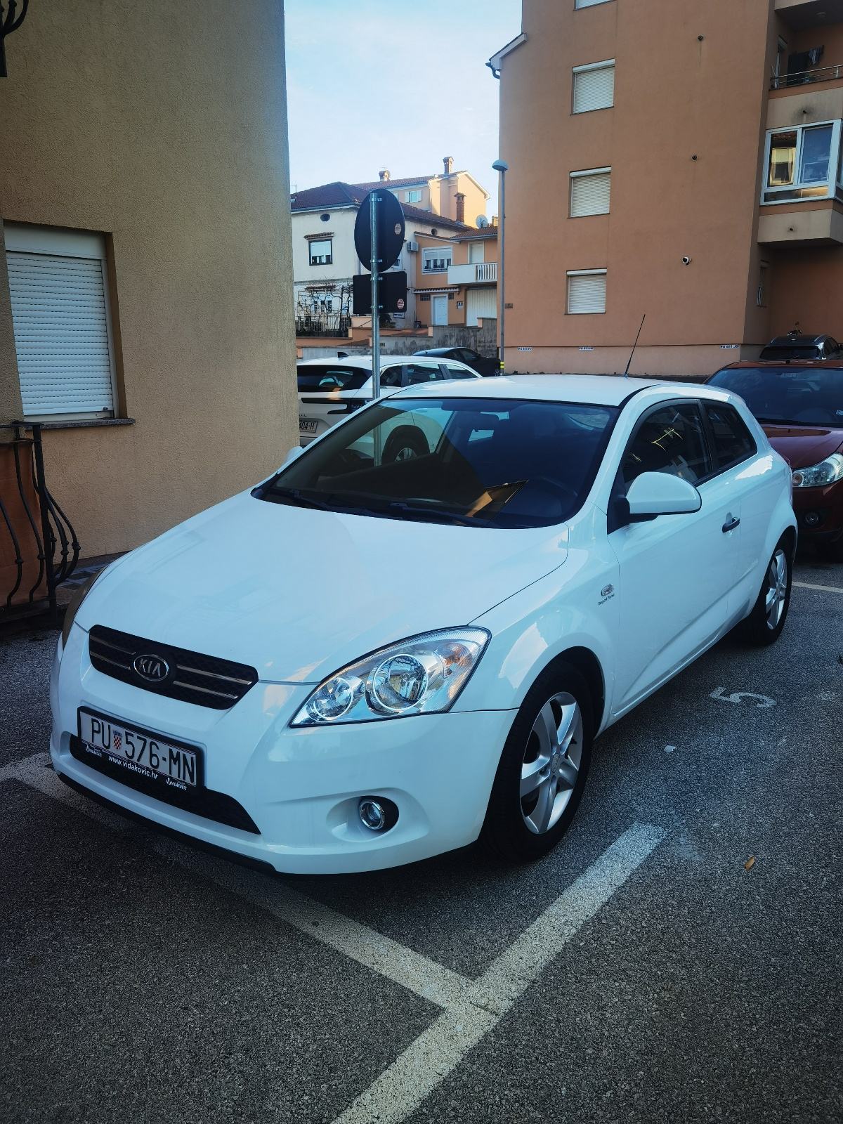 Kia Ceed (ceed) 1,4, 2008 god.