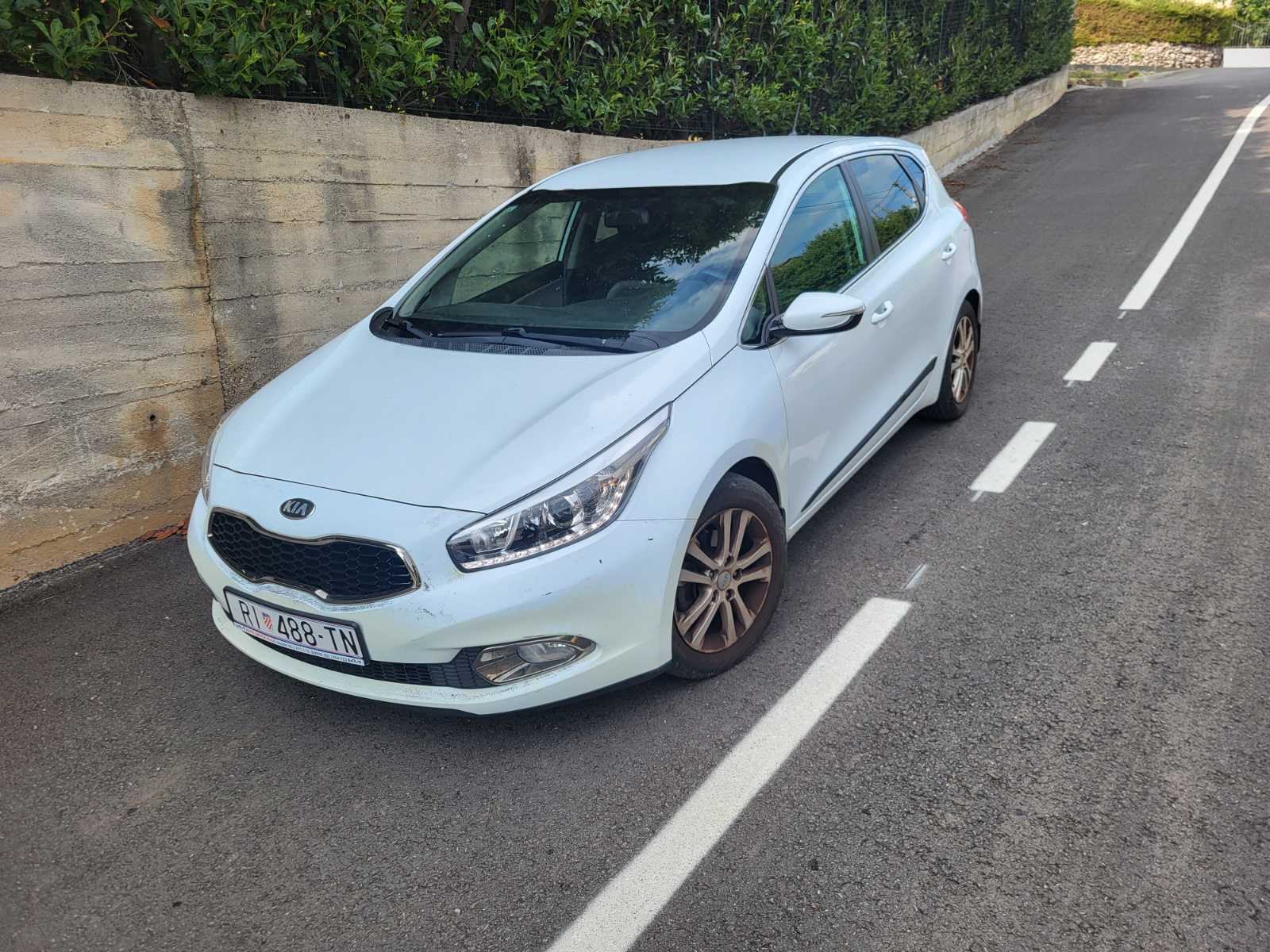 Kia Ceed (ceed) 1,6 GDI EX, 2012 god.