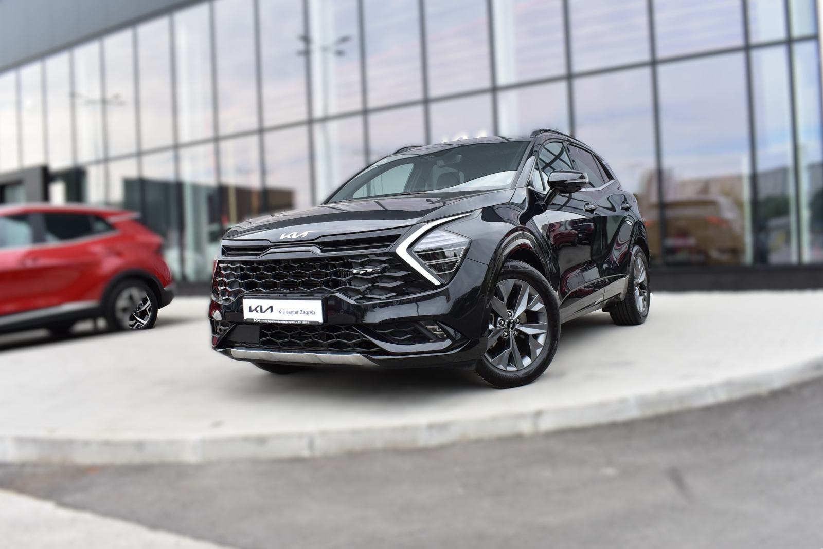 Kia Sportage 1,6 T-GDi HEV GT-LINE A/T 2WD, PANORAMA, 360 KAMERA, 2023 god.