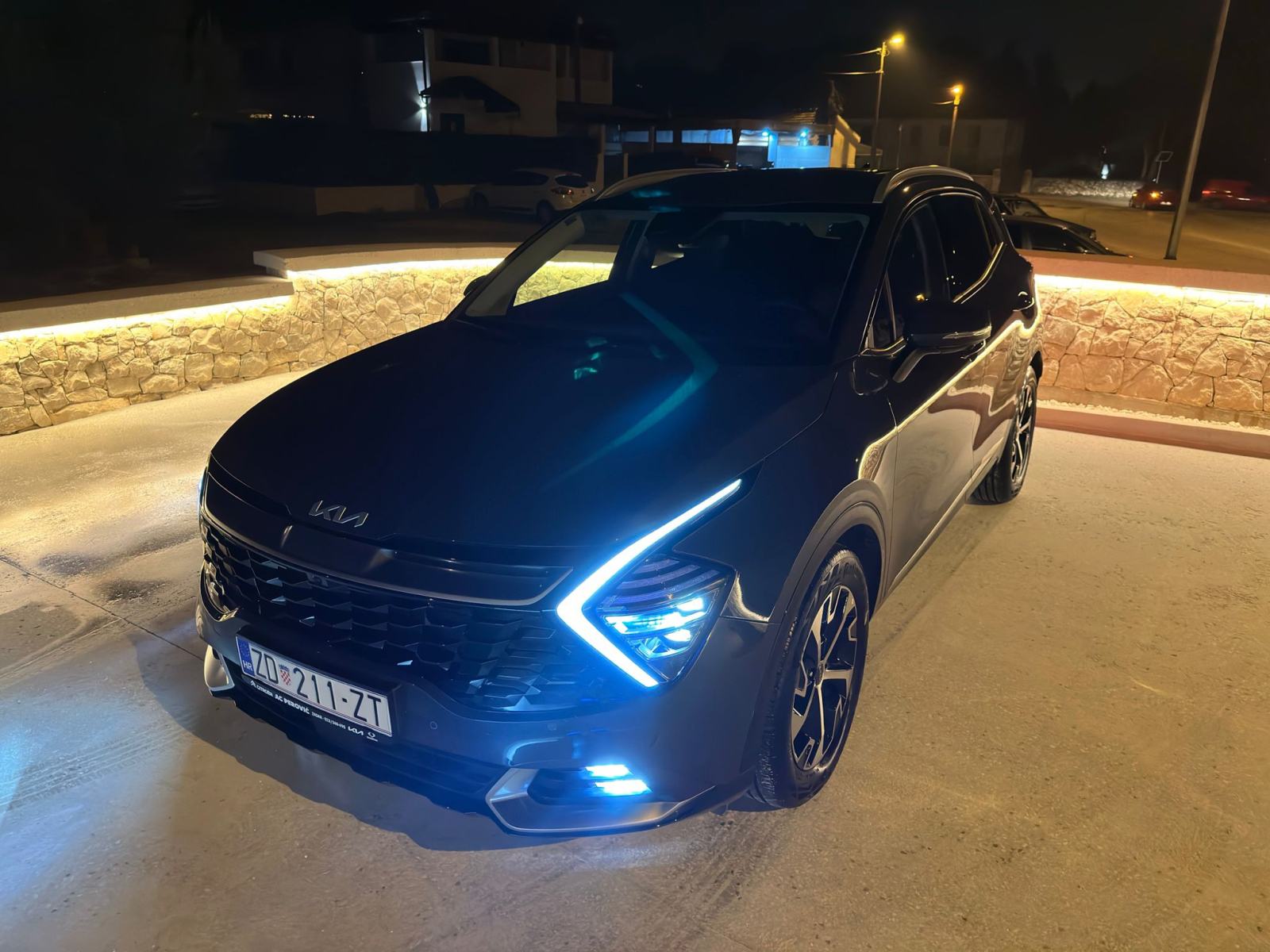 Kia Sportage NQ5e automatik - Hybrid(FULL OPREMA), 2024 god.