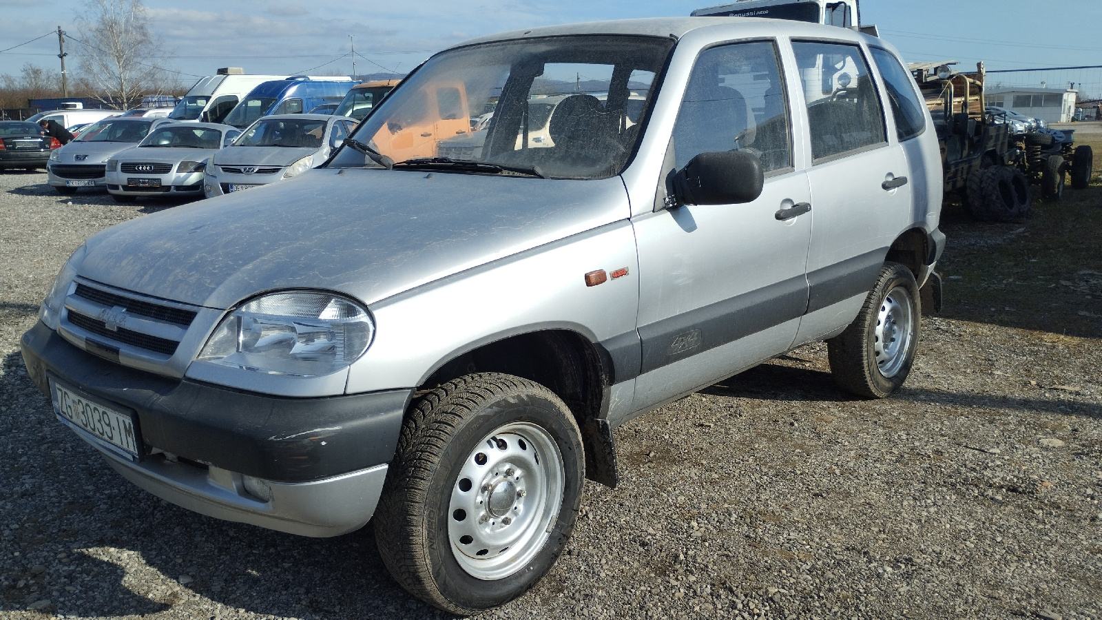 Lada Niva 1700 CHEVROLET 4X4 SAMO 17TKM, 2004 god.