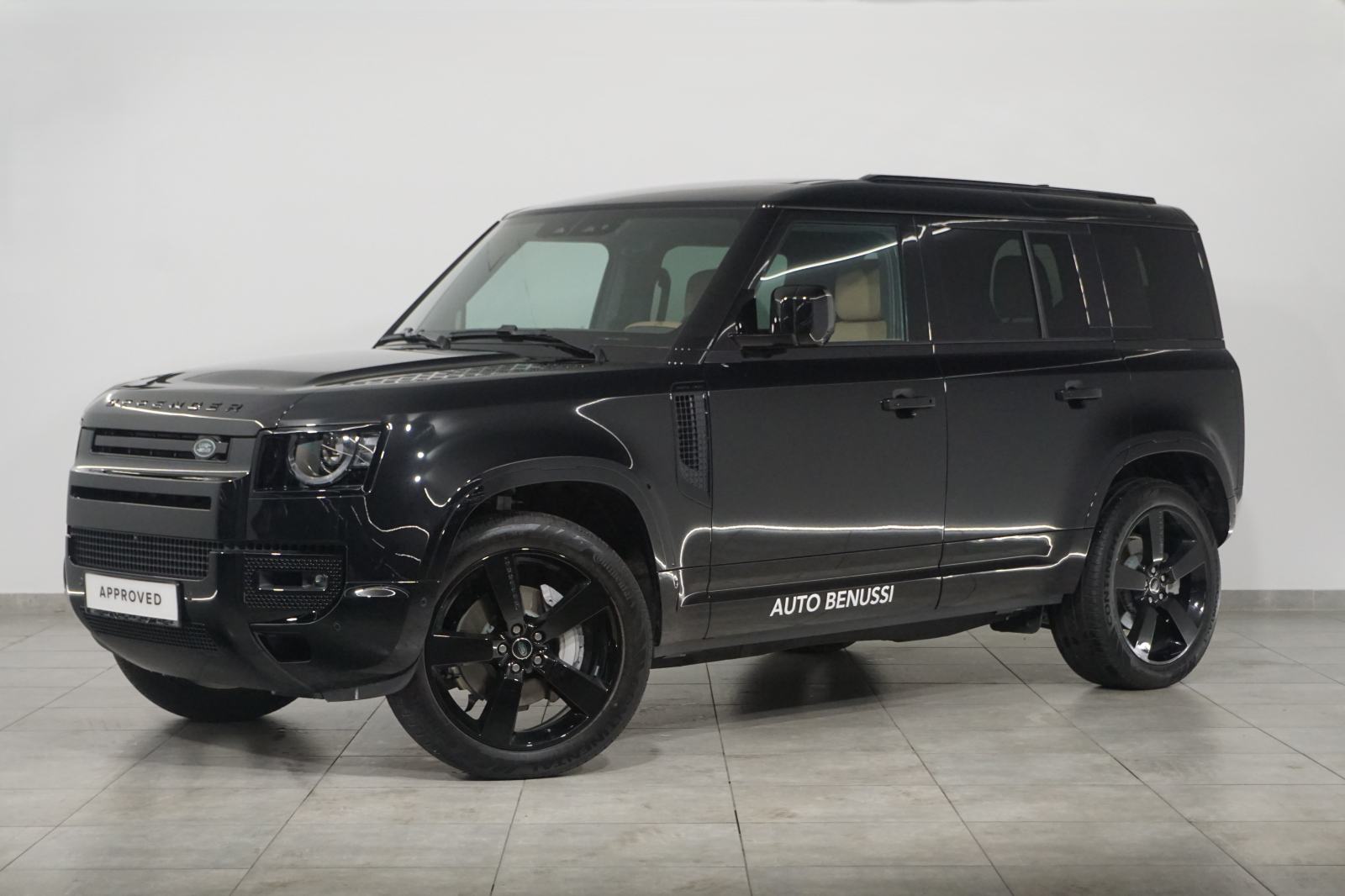 LAND ROVER DEFENDER 110 X-DYN HSE 3.0D I6 MHEV 300HP AWD A8, 2025 god.