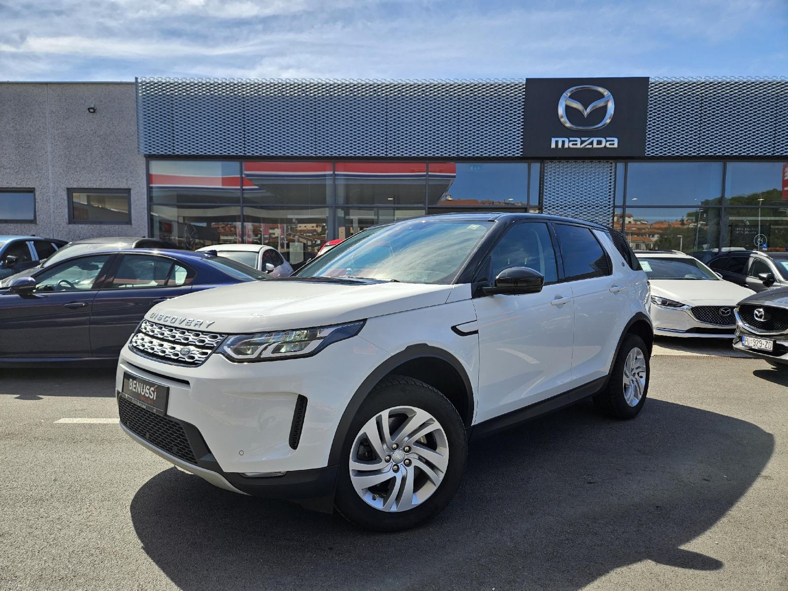 LAND ROVER DISCOVERY SPORT BASE 2.0D MHEV AWD A9, 2020 god.
