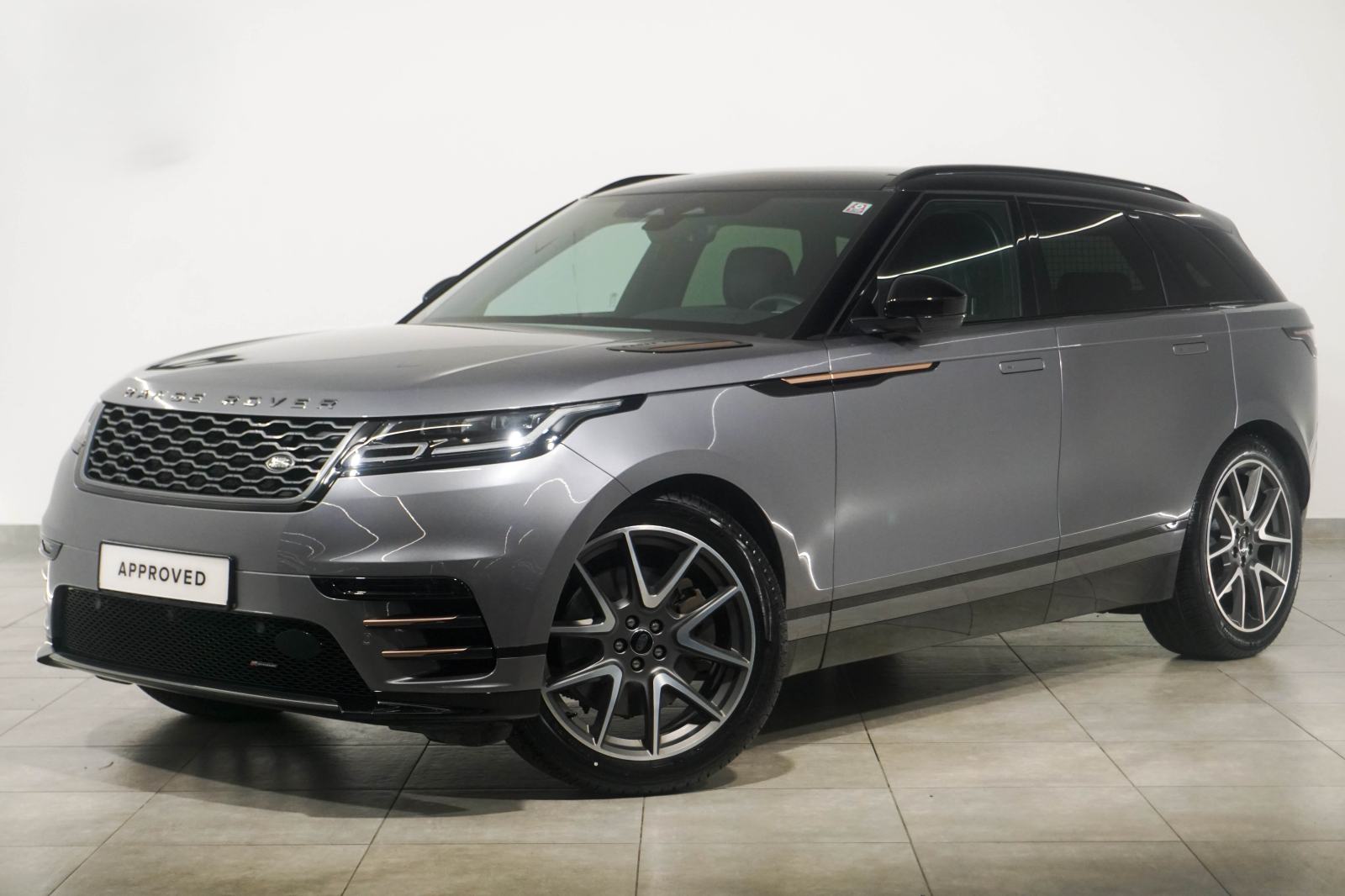 LAND ROVER RANGE ROVER VELAR R-DYNM SE 3.0 I6 300HP 4WD A8, 2022 god.