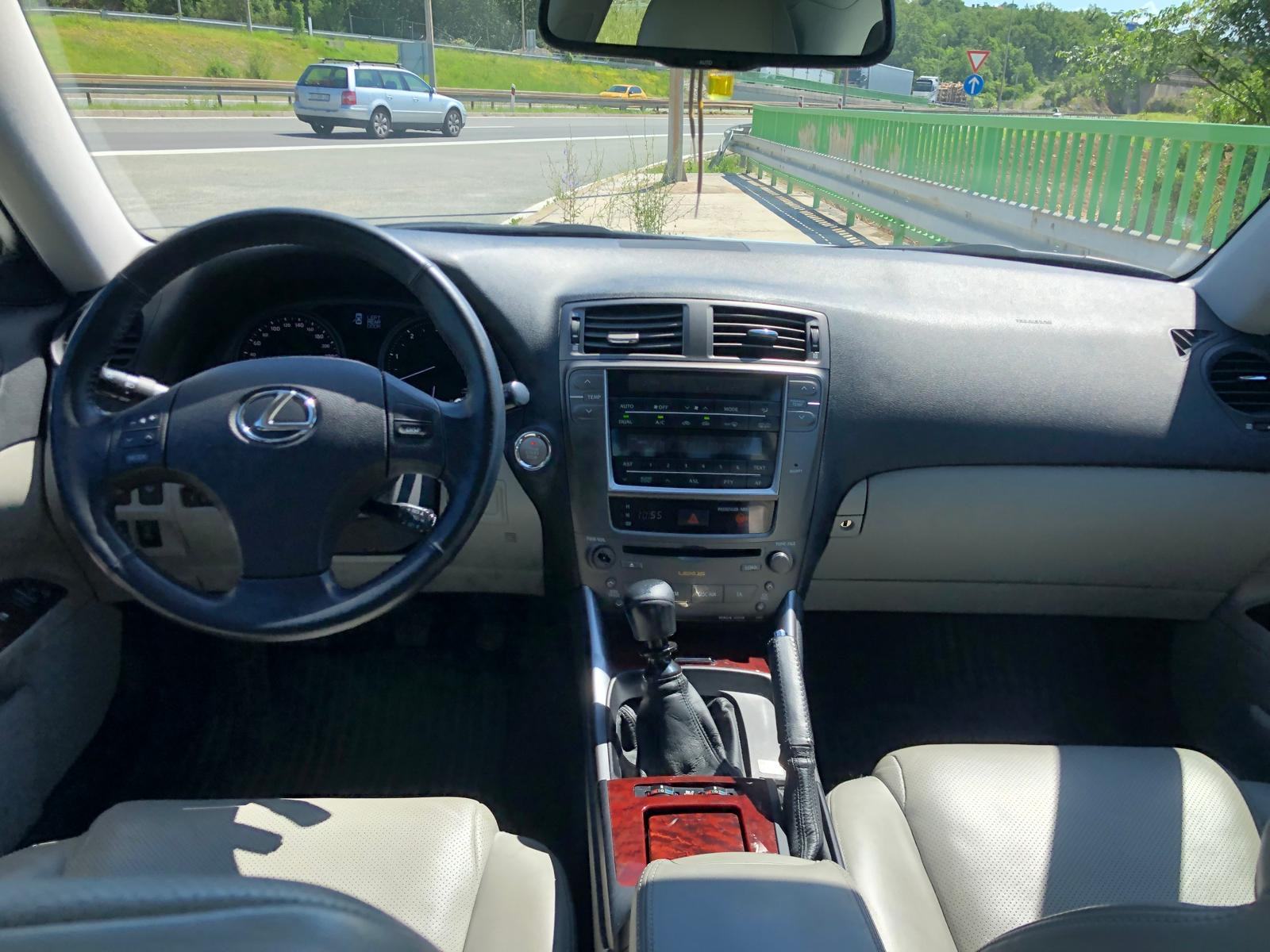 Lexus IS 220d, 2008 god.