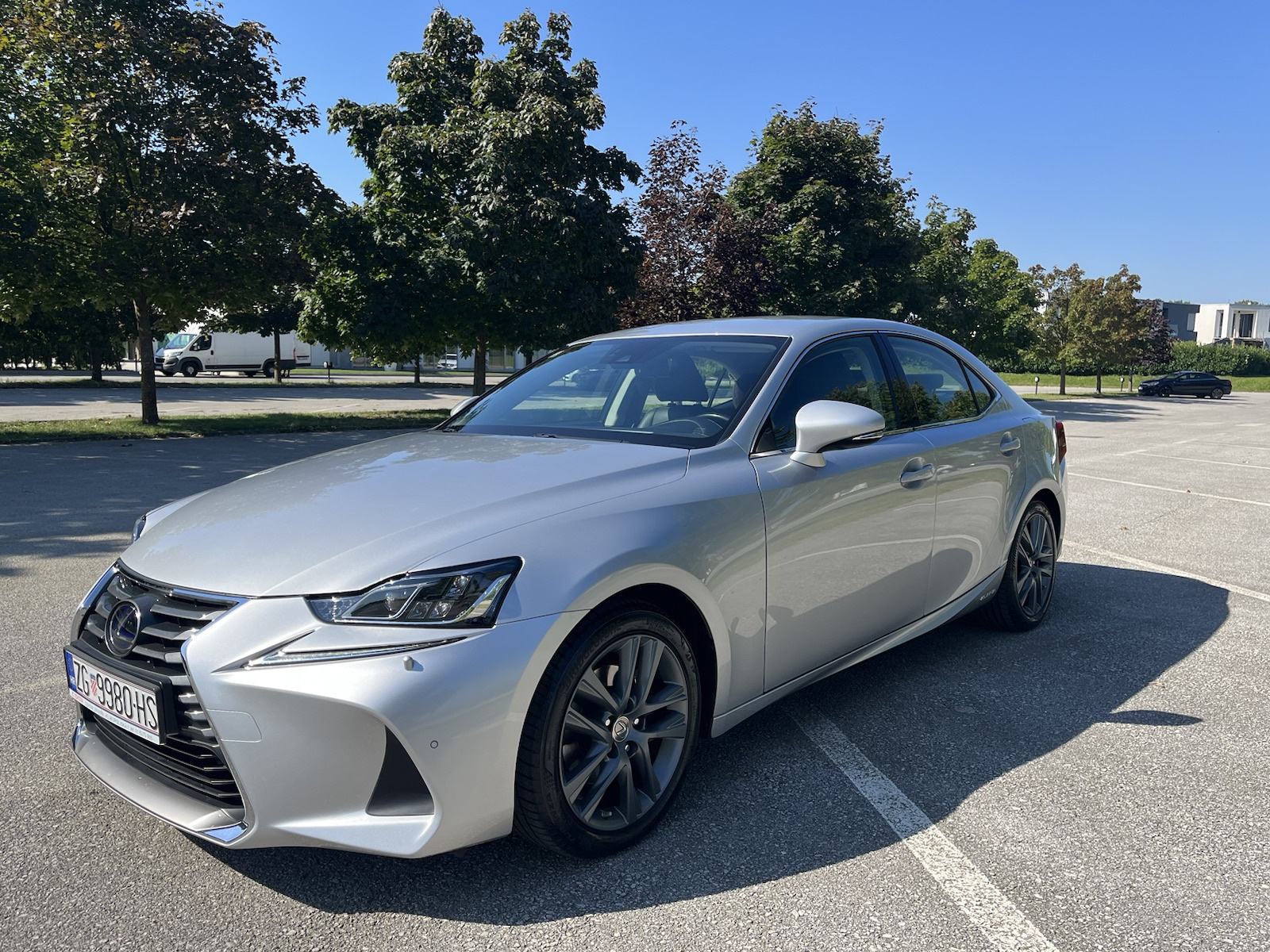 Lexus IS 300h Executive, 2018 god.