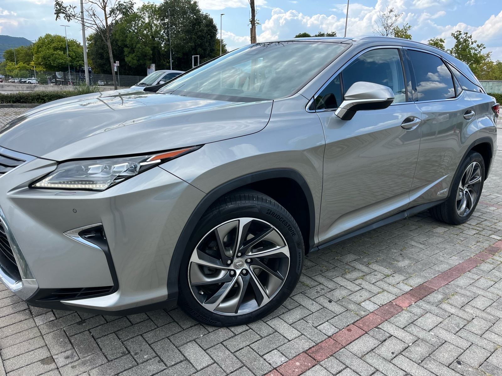 Lexus RX 450 Luxury REZERVIRANO, 2018 god.