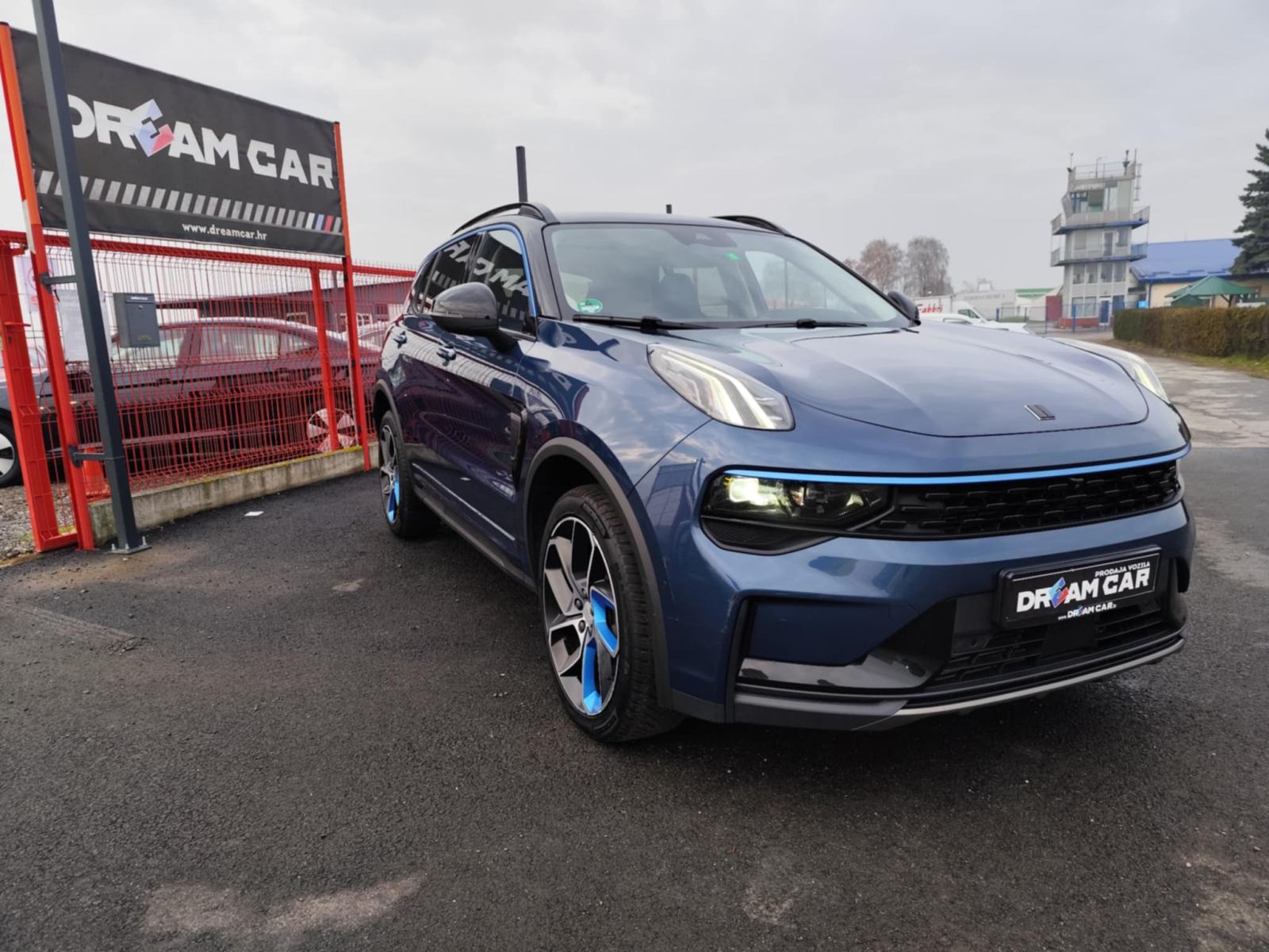 Lynk & Co 01 1.5 FWD PLUG-IN-HYBRID AUTOMATIC, 2022 god.