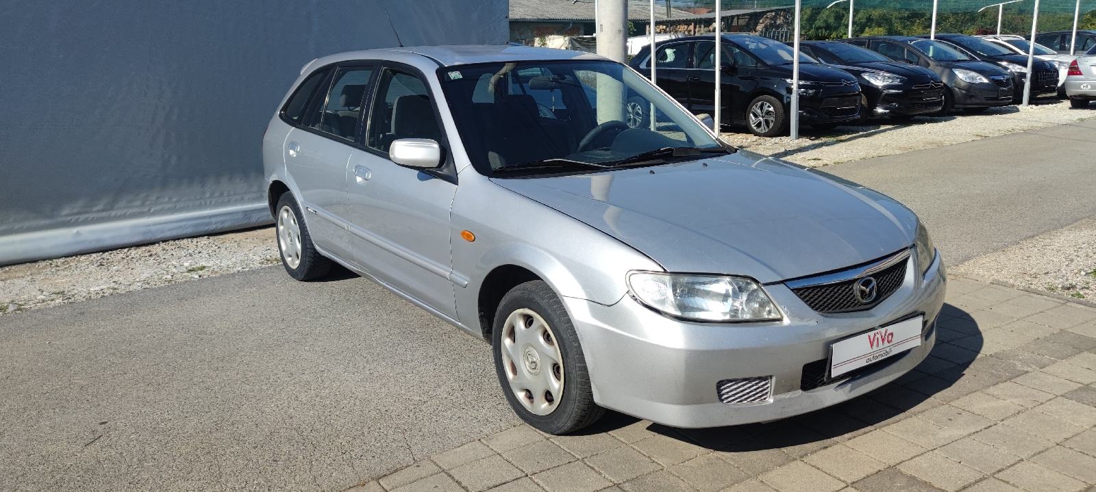 Mazda 323 F 2,0 DITD REZERVIRANO ZAGREB, 2001 god.