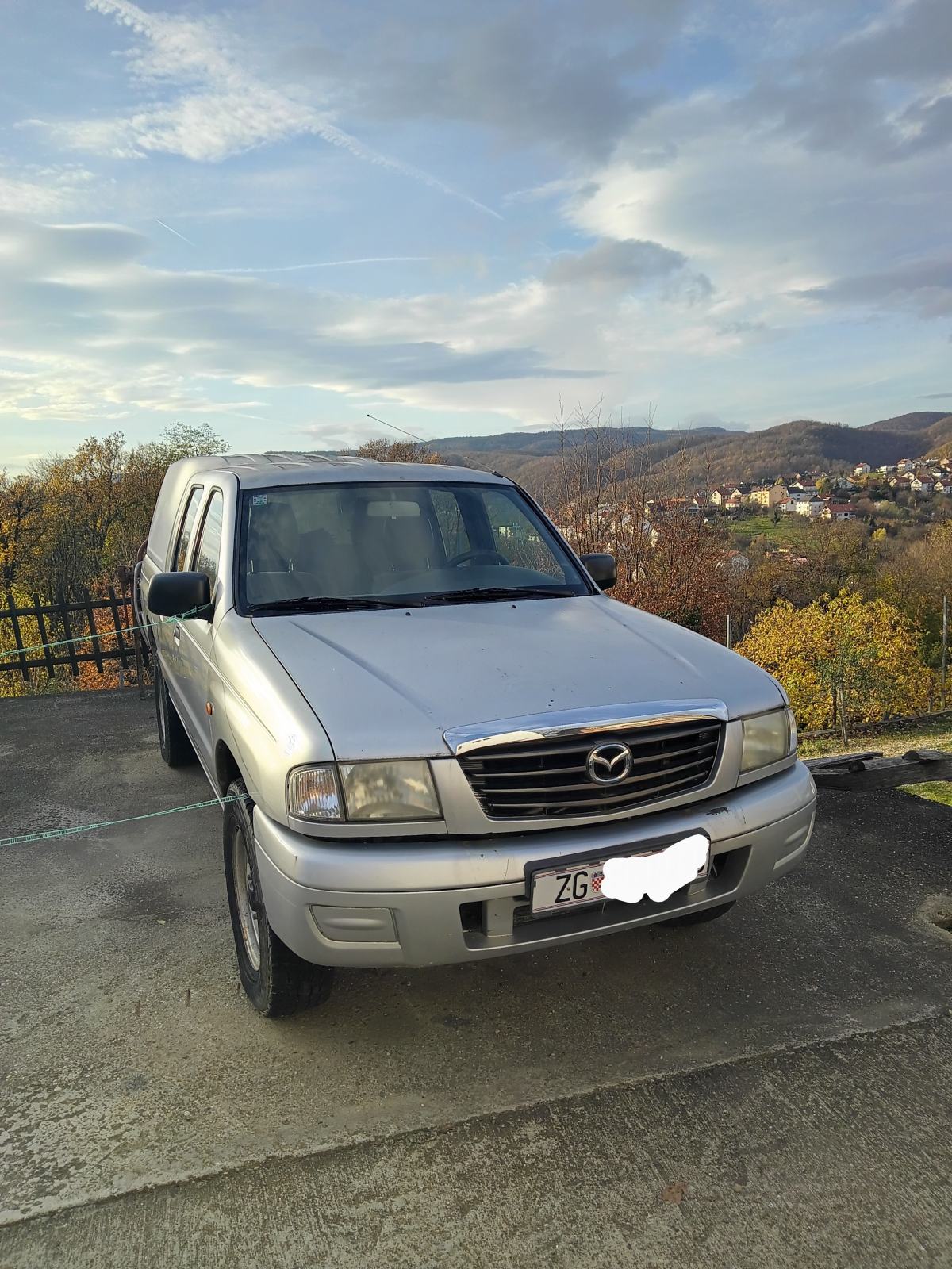 Mazda B-2500 Zatvoreni - 2.5 Dizel, 2003. - pouzdani radni auto, 2003 god.