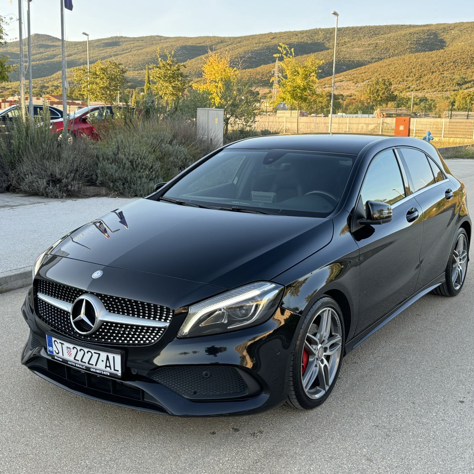 MERCEDES BENZ A-CLASS 200CDI 3xAMG NAVI MATRIX LED R18, 2016 god.