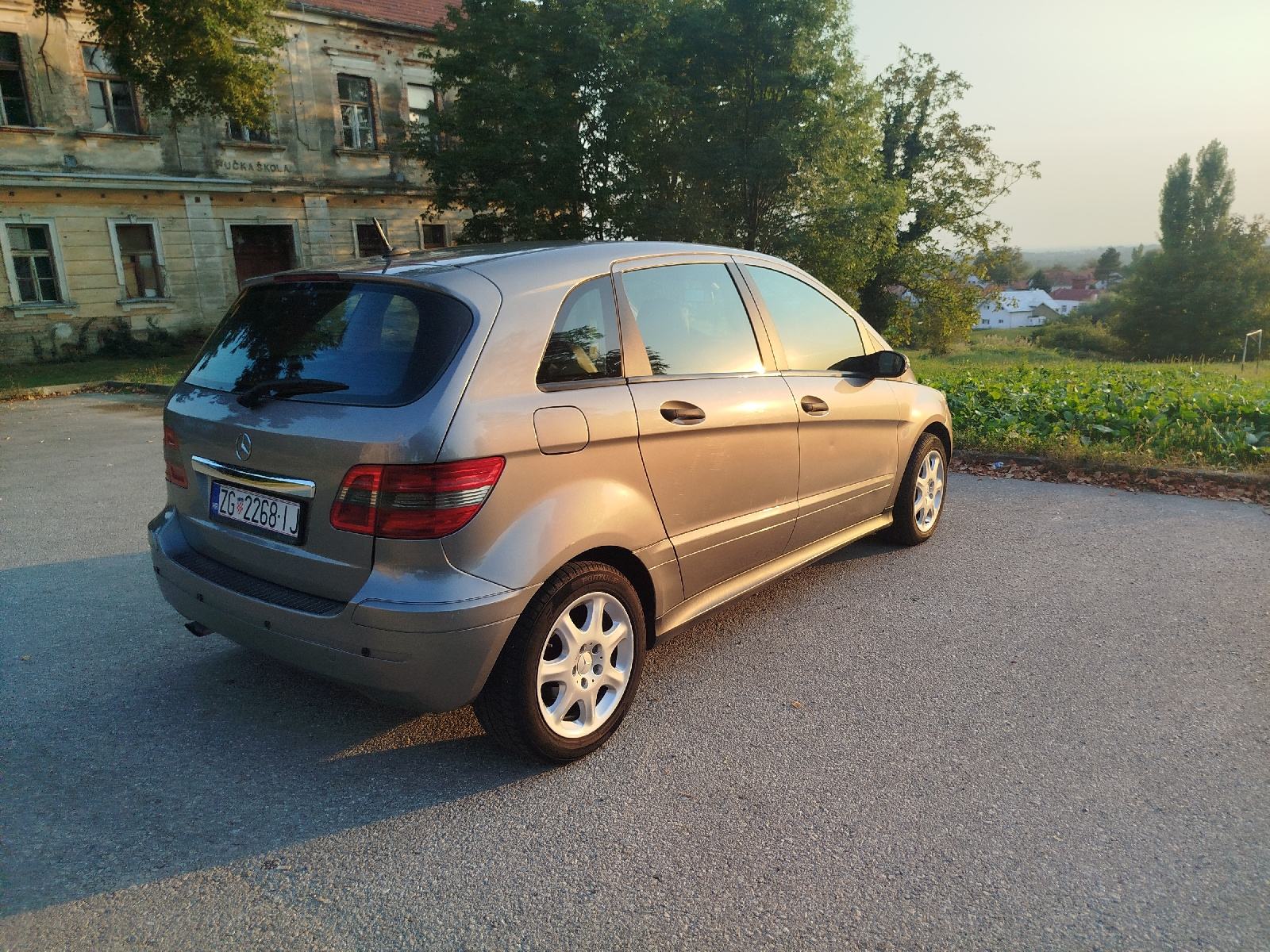 Mercedes-Benz B-klasa 180 CDI Automatik . Odličan Reg 11/24, 2006 god.